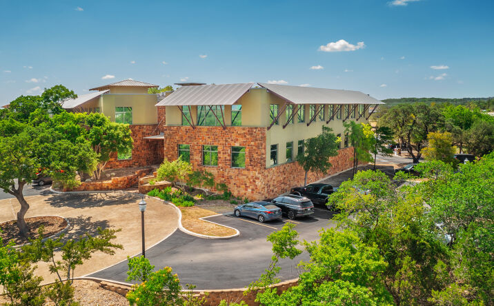 1580 S Main St, Boerne, TX 78006 | Crexi.com