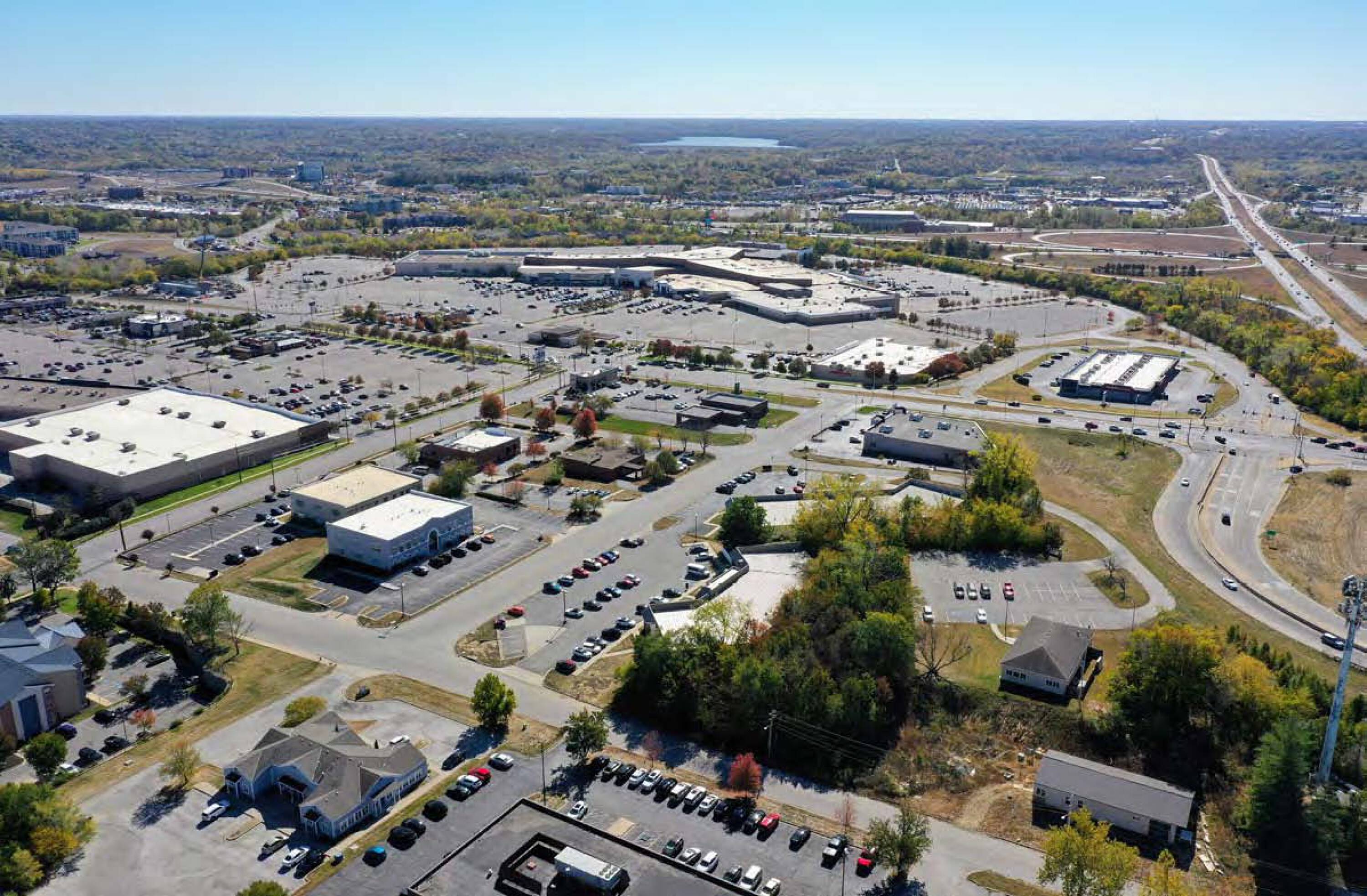 18675 E. 39th St, Independence, MO 64057 | Crexi.com