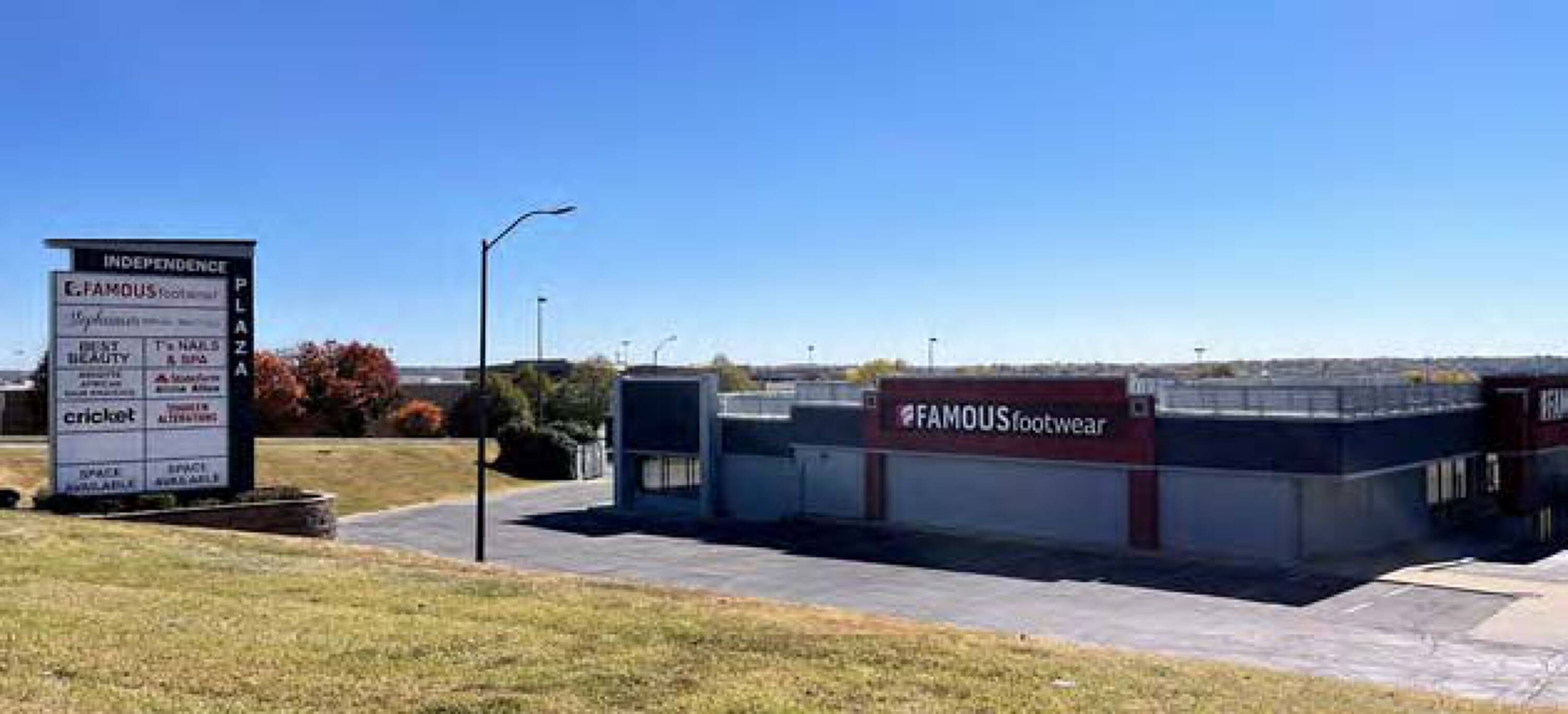 18675 E. 39th St, Independence, MO 64057 | Crexi.com