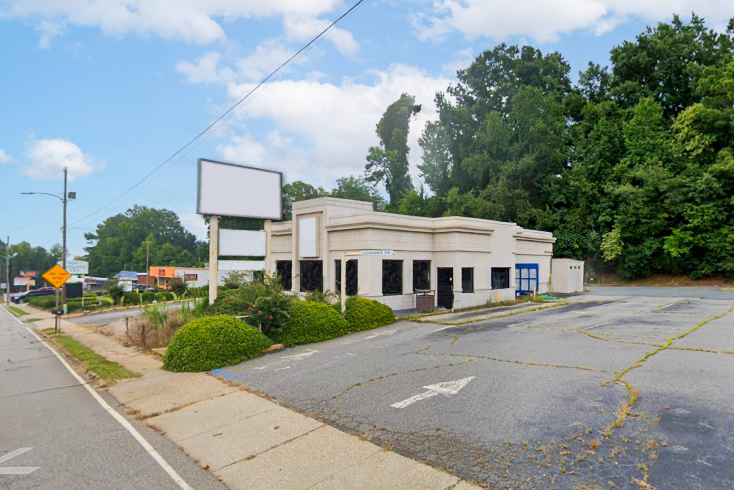 400 E CASWELL ST Wadesboro NC 28170-2245 APN: 647412952209 | Crexi.com