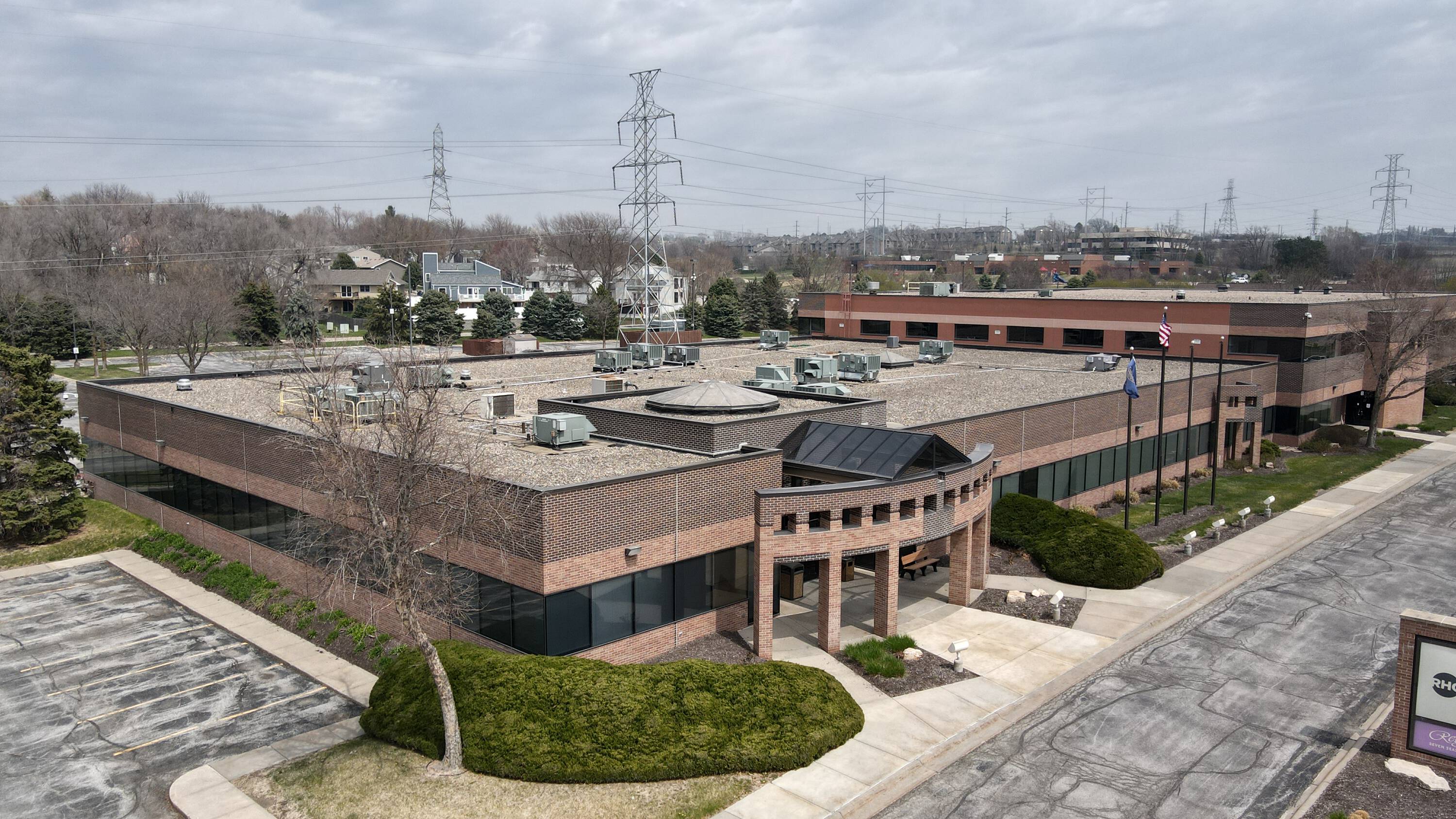 11340 Blondo St, Omaha, NE 68164 | Crexi.com