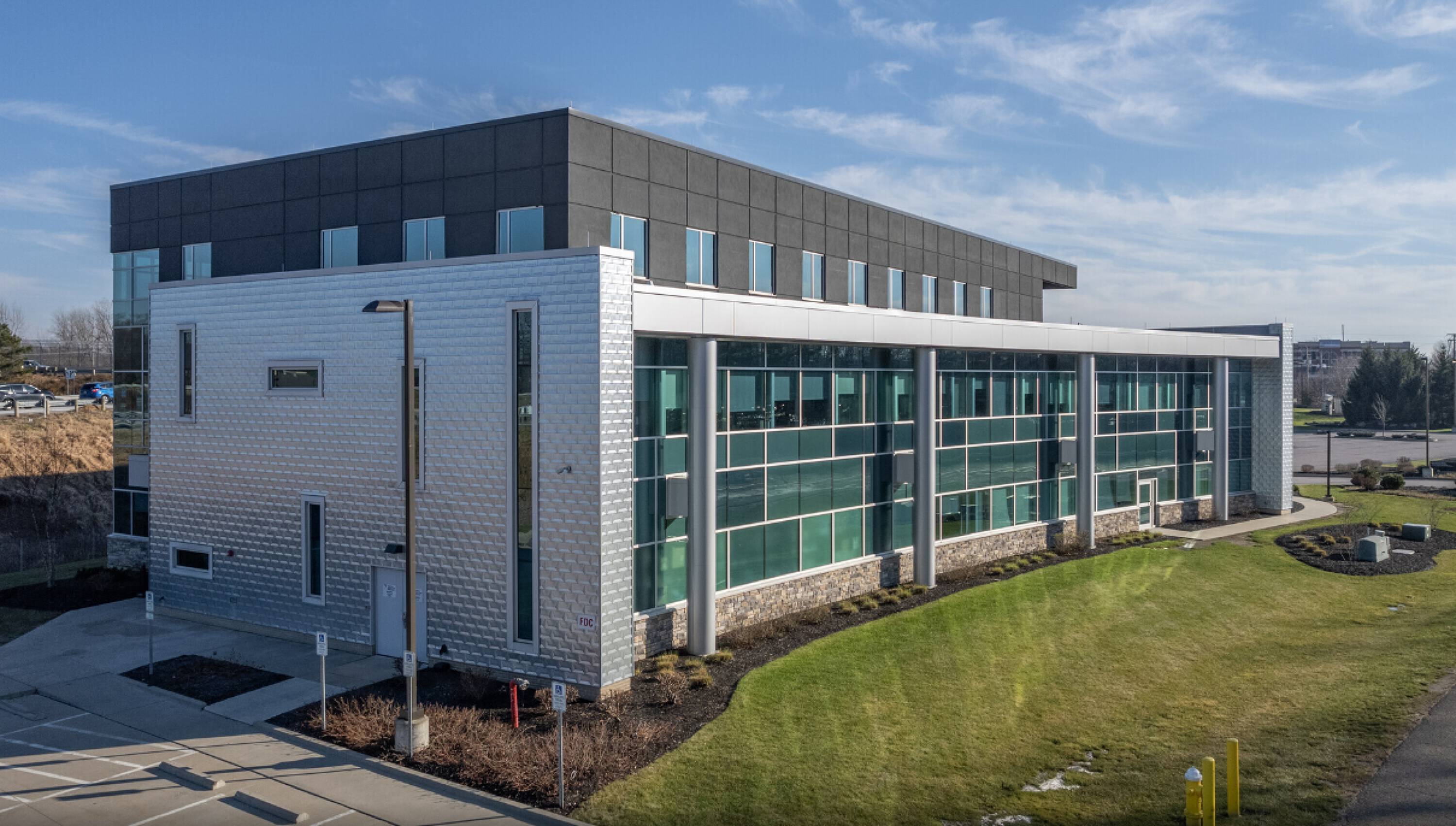 690 White Pond Dr, Akron, OH 44320 | Crexi.com