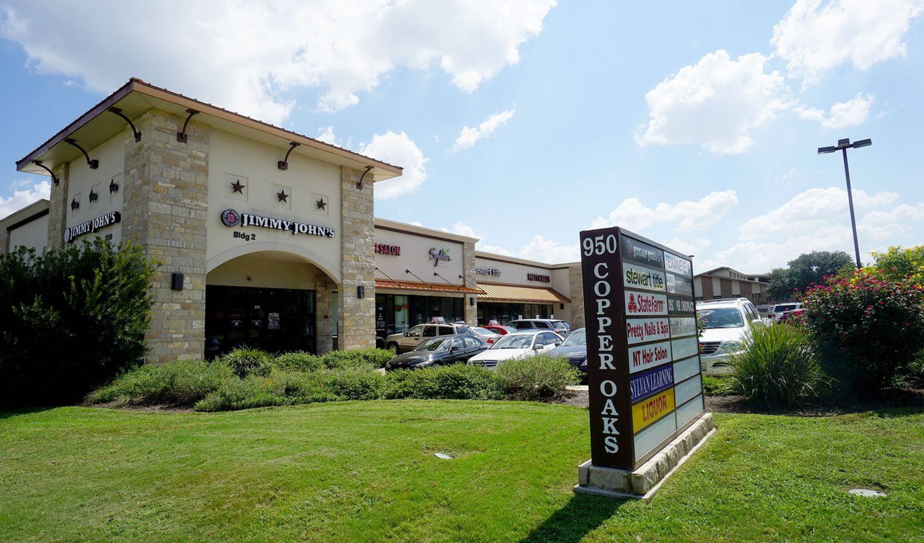 950 W University Ave, Georgetown, TX 78626 | Crexi.com