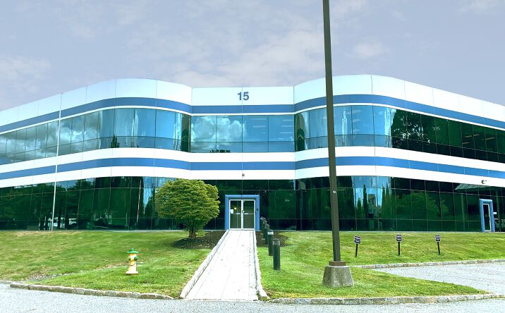 15 Skyline Dr, Hawthorne, NY 10532 | Crexi.com