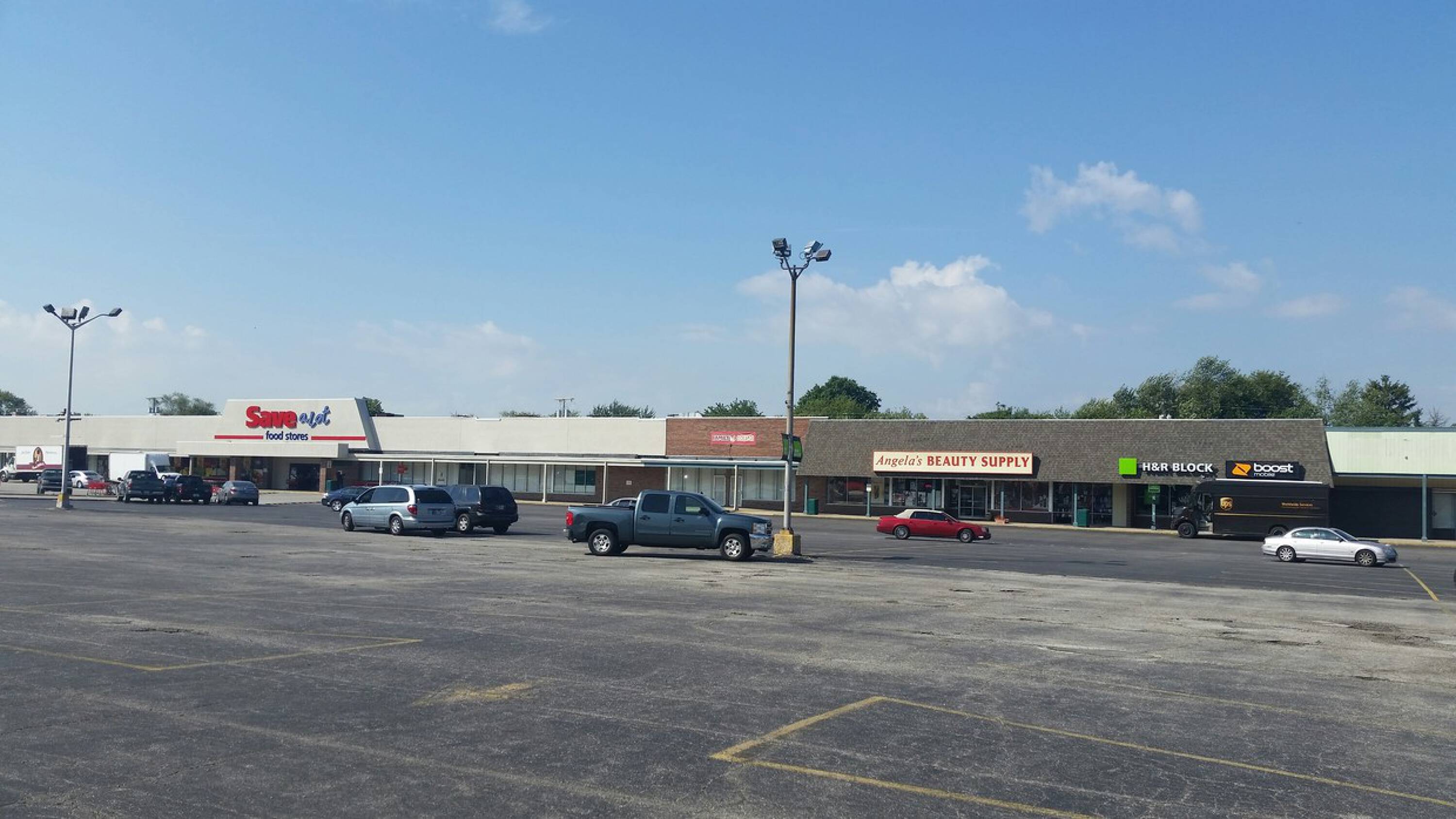 Broadway, Merrillville, IN 46410 | Crexi.com