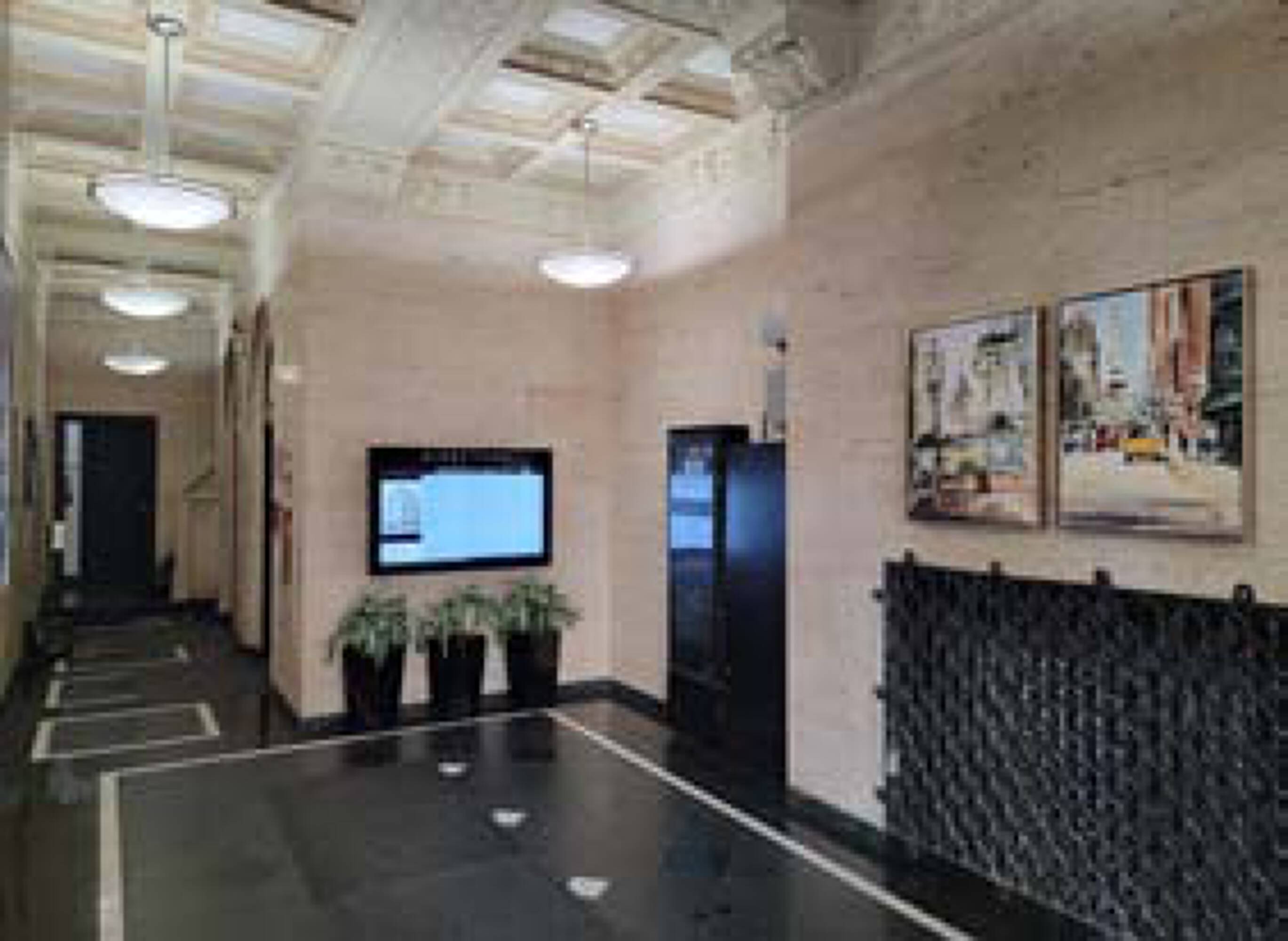 155 E Market St, Indianapolis, IN 46204 | Crexi.com