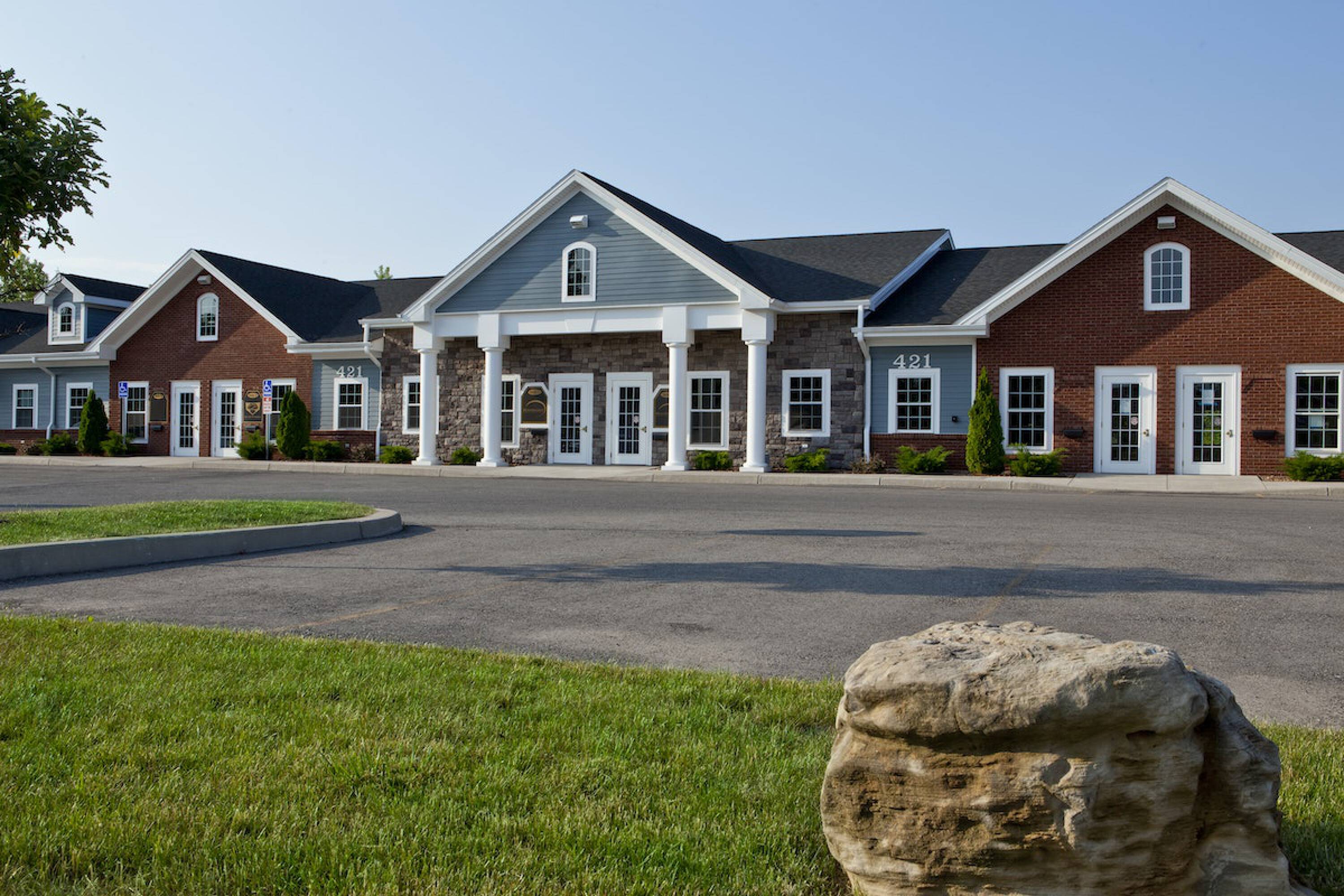 421-481 Penbrooke Drive, Penfield, NY 14526 | Crexi.com