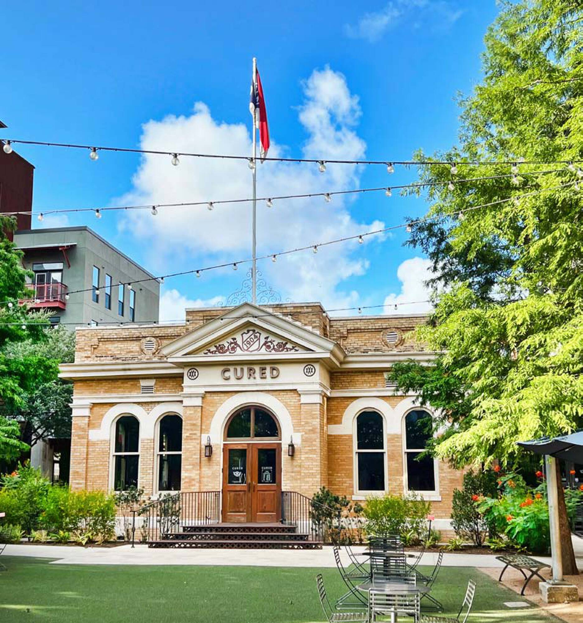 303 Pearl Pkwy, San Antonio, TX 78215 | Crexi.com