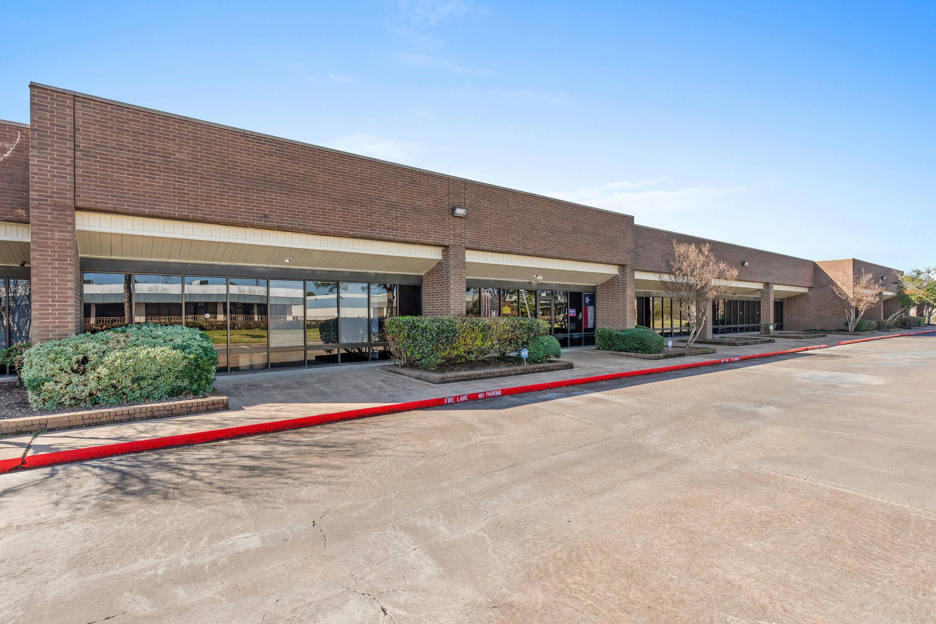 10849-10899 Kinghurst St, Houston, TX 77099 | Crexi.com