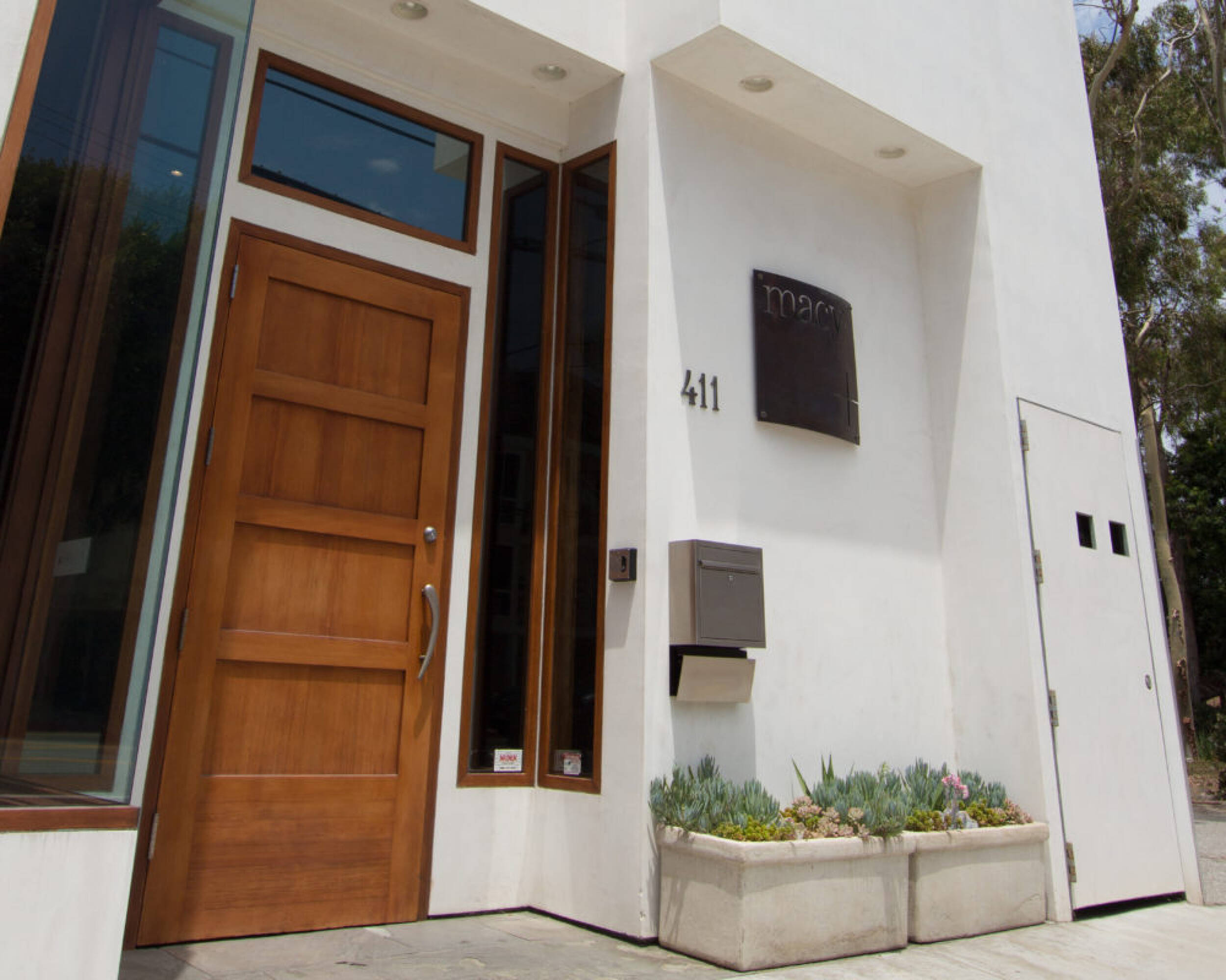 411 CULVER BLVD Playa Del Rey CA 90293-7705 APN: 4116010008 | Crexi.com