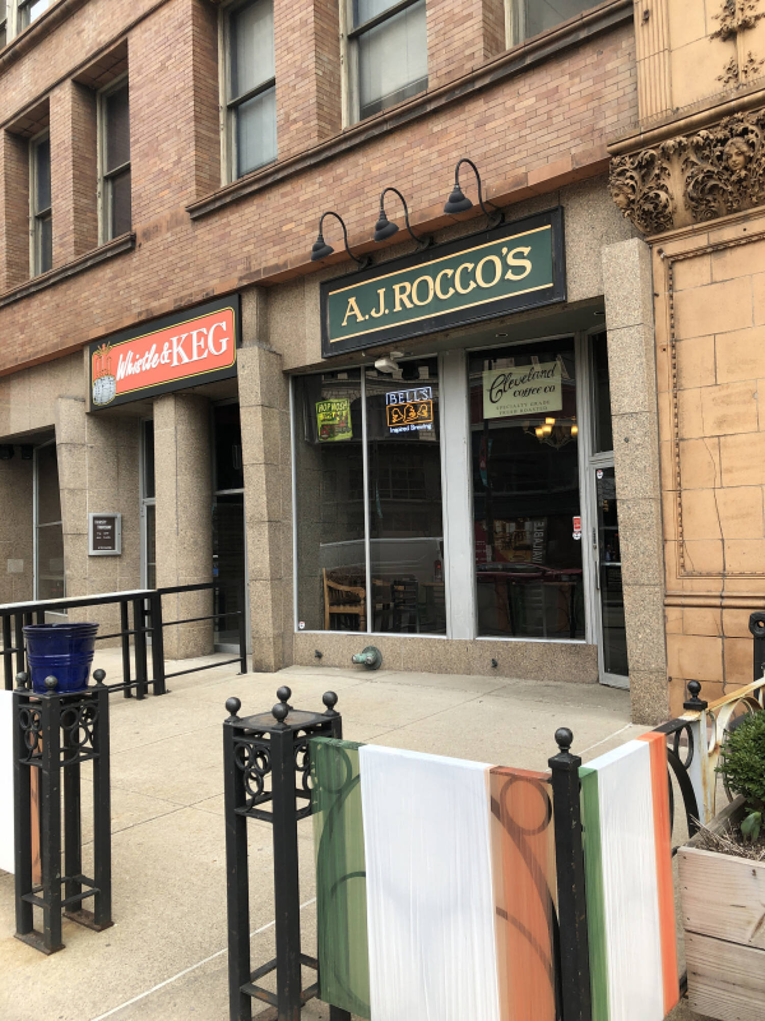 812 Huron Rd E, Cleveland, OH 44115 | Crexi.com