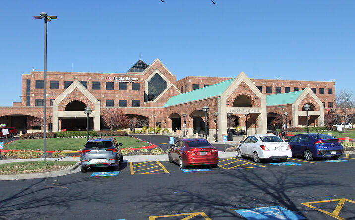 1004 Carondelet Dr, Kansas City, MO 64114 | Crexi.com