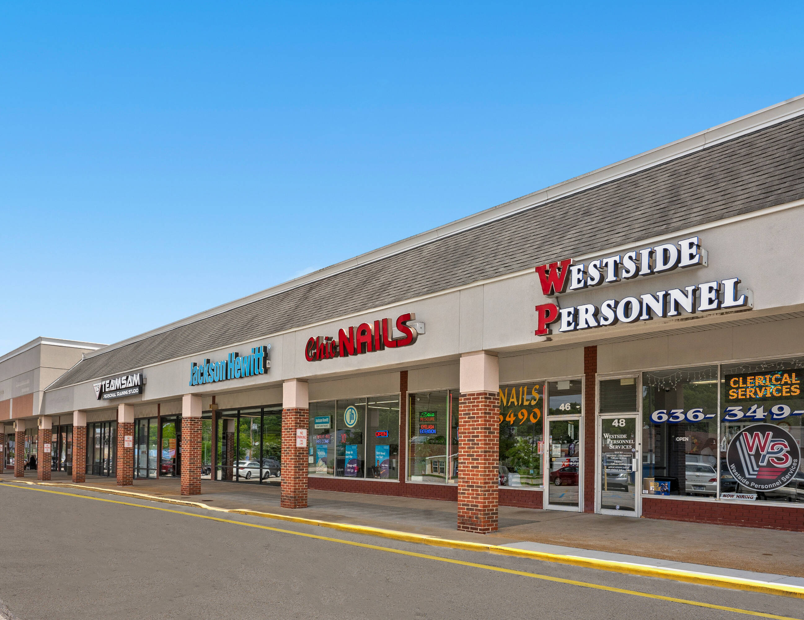 14 Fenton Plaza, Fenton, MO 63026 | Crexi.com