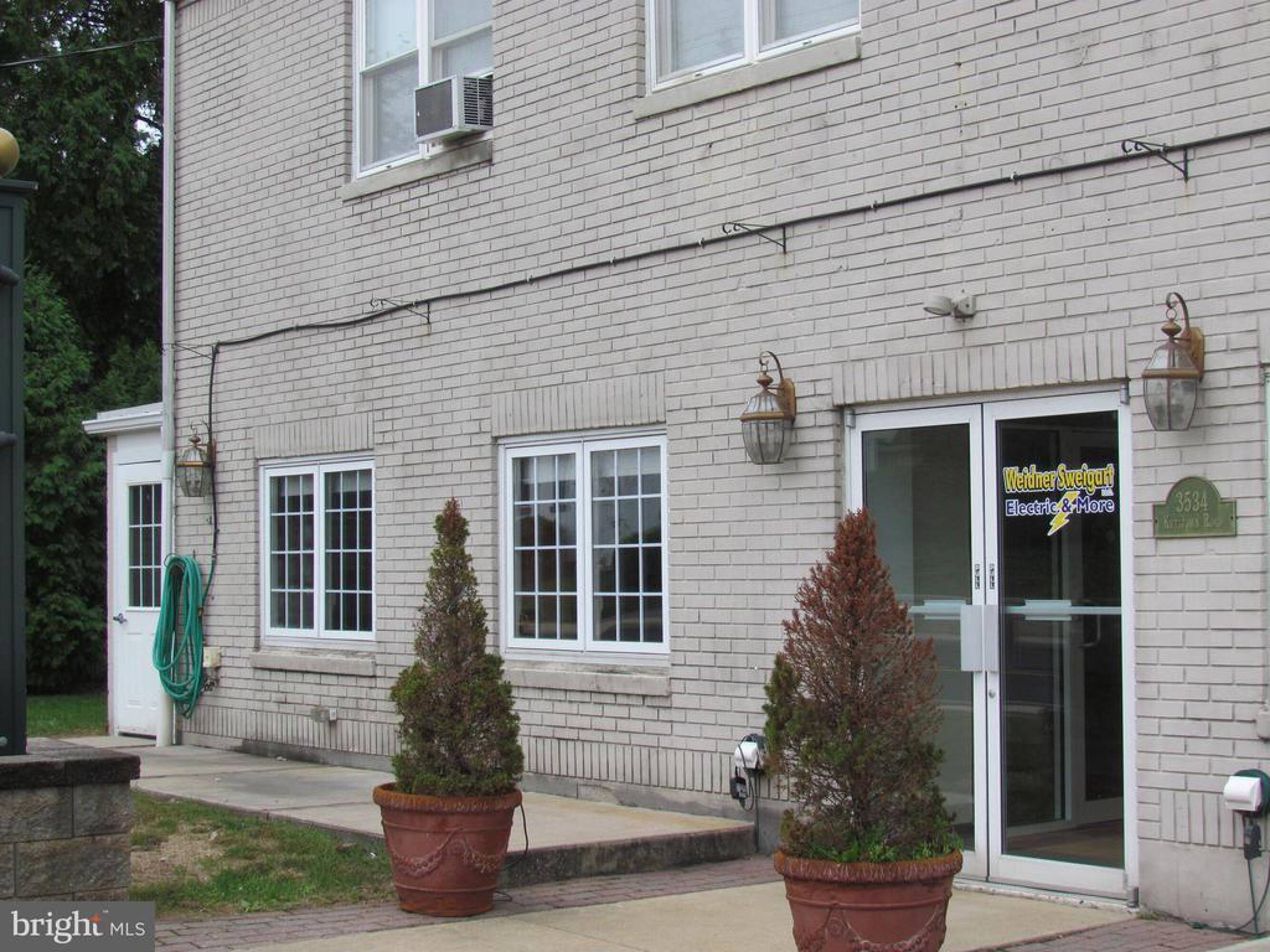 3534 KUTZTOWN RD Laureldale PA 19605-1853 APN: 57530920905415 | Crexi.com