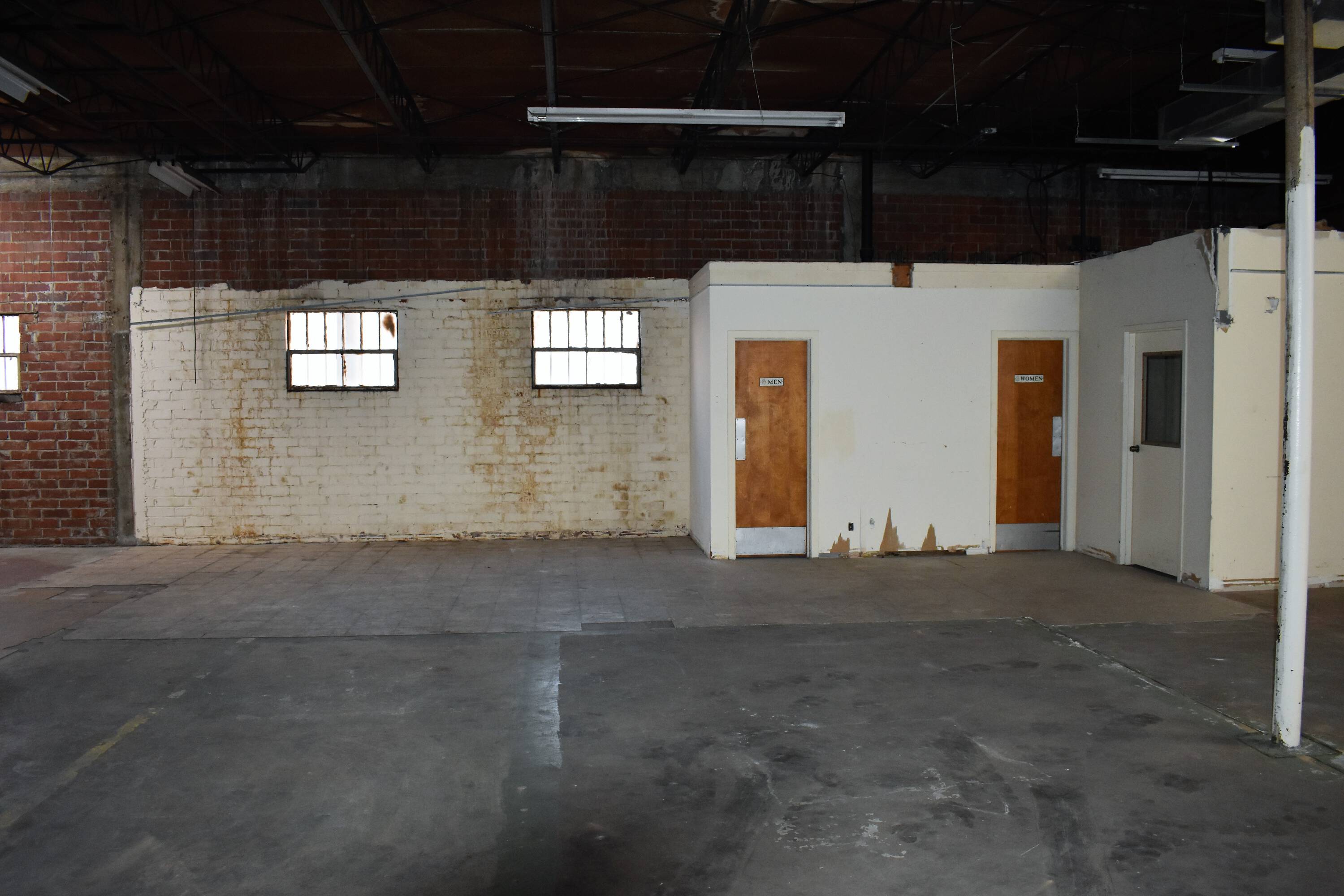 1550 JACKSON FERRY RD Montgomery AL 36104-1718 APN: 04 09 31 3 006 002. ...