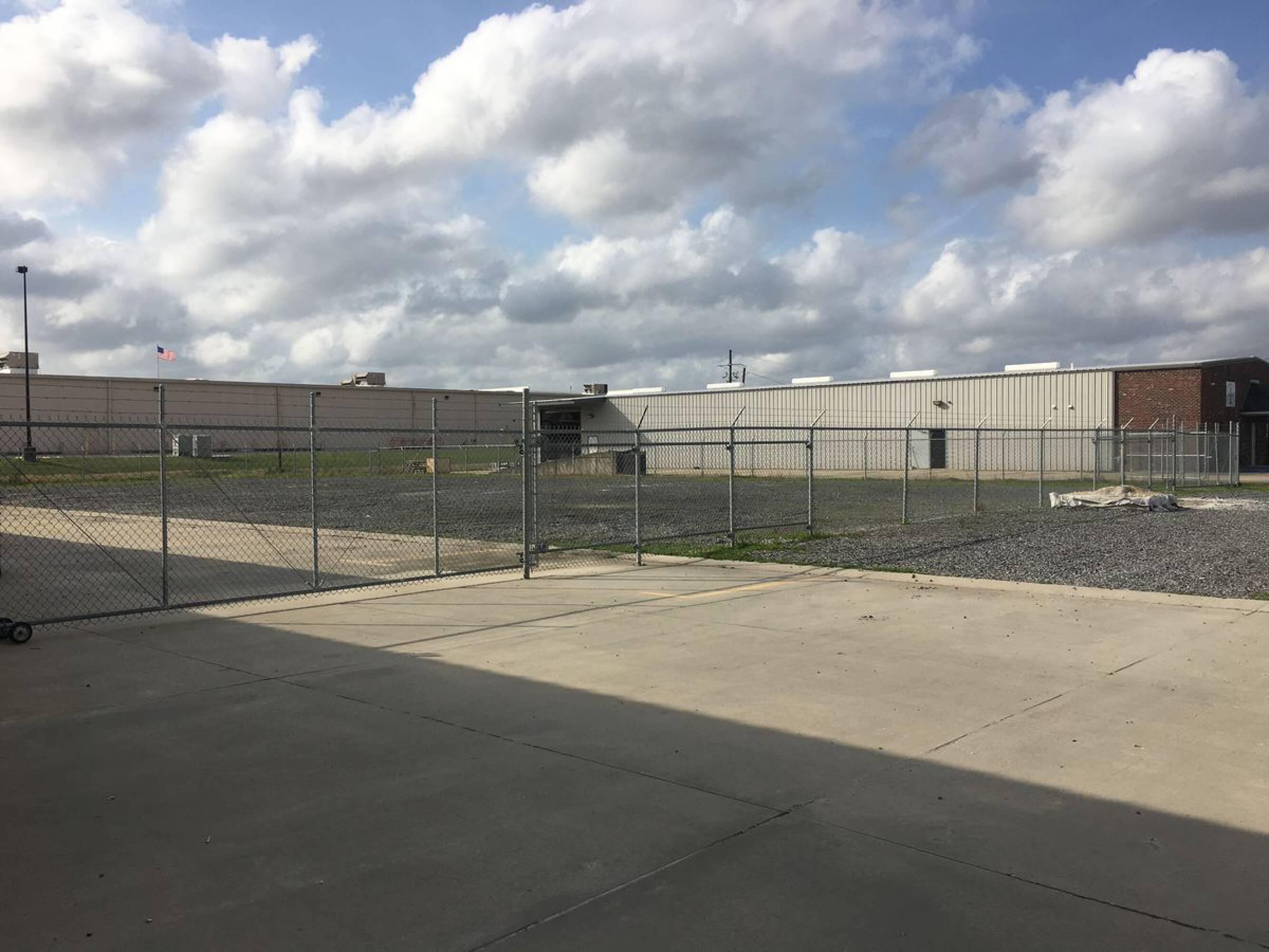 2931 S Ruby Ave, Gonzales, LA 70737 | Crexi.com
