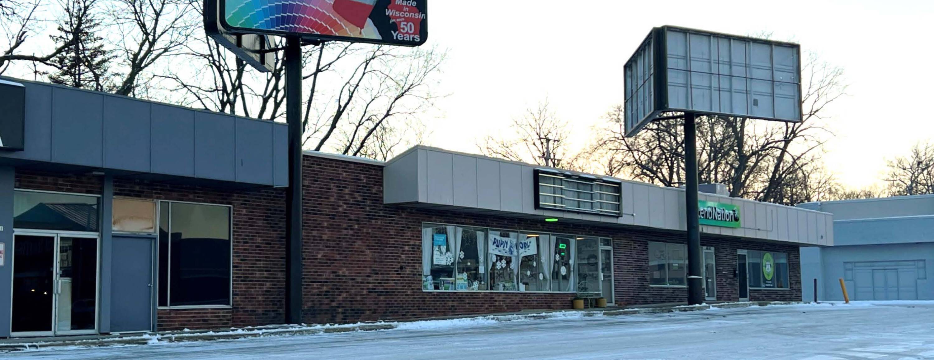 4643 S 27th St, Greenfield, WI 53221 | Crexi.com