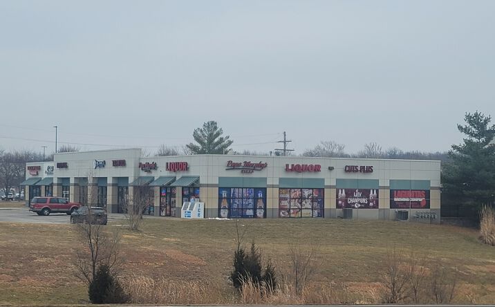 608 Tulip Dr, Bonner Springs, KS 66012 | Crexi.com