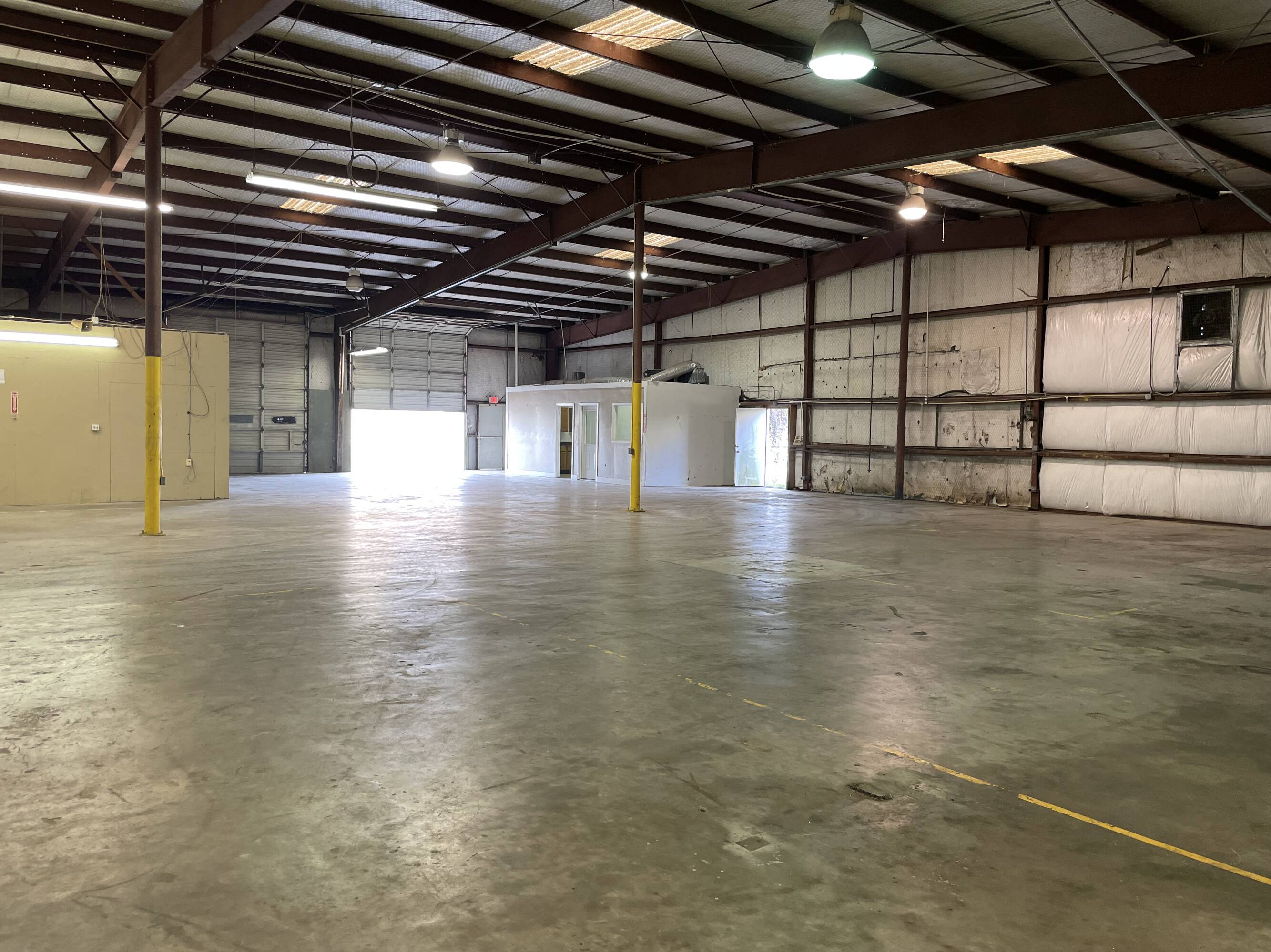 905 Industrial St, Clute, TX 77531 | Crexi.com