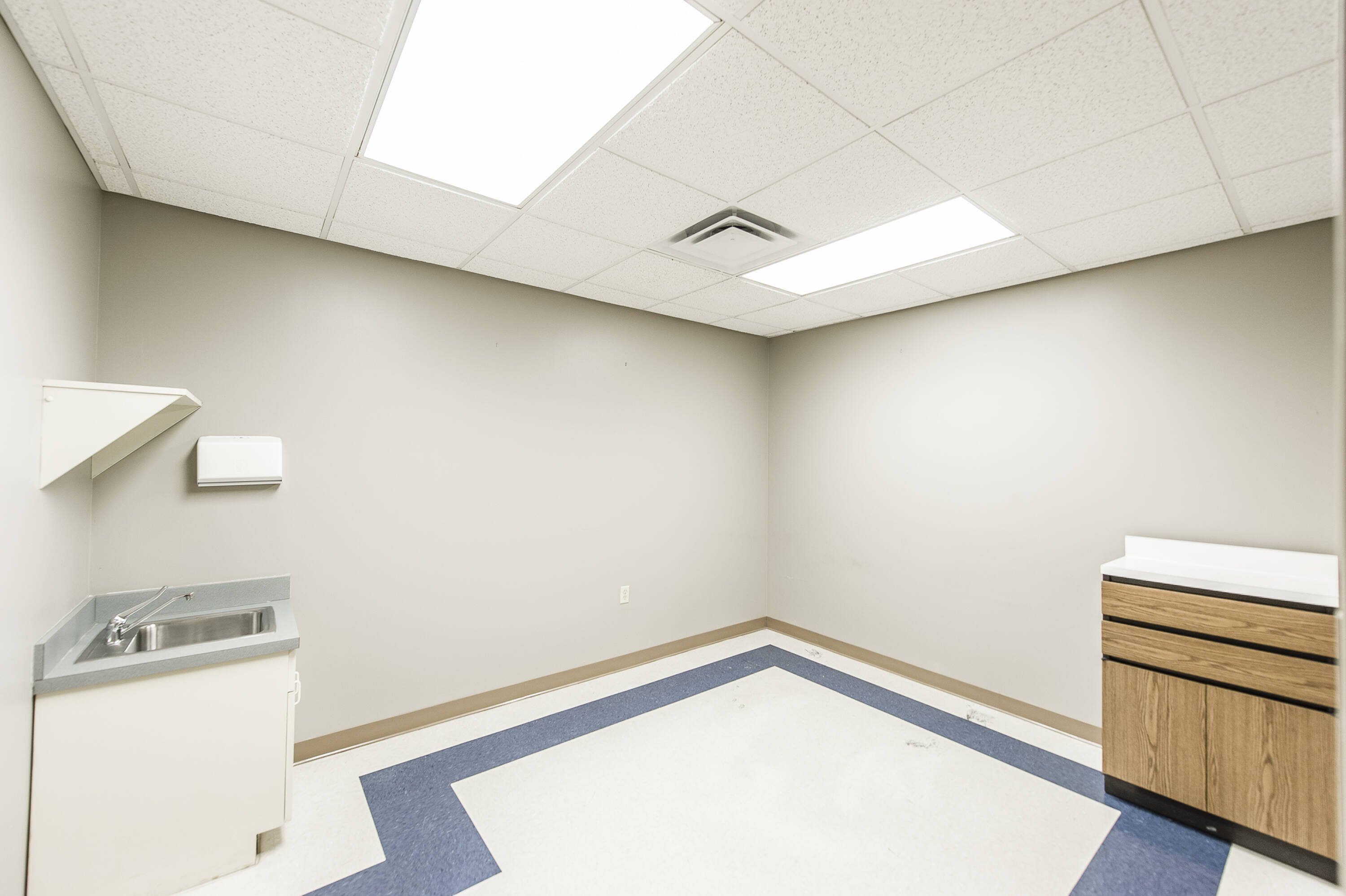 220 Northcrest Dr, Springfield, TN 37172 - Office Space for Lease ...