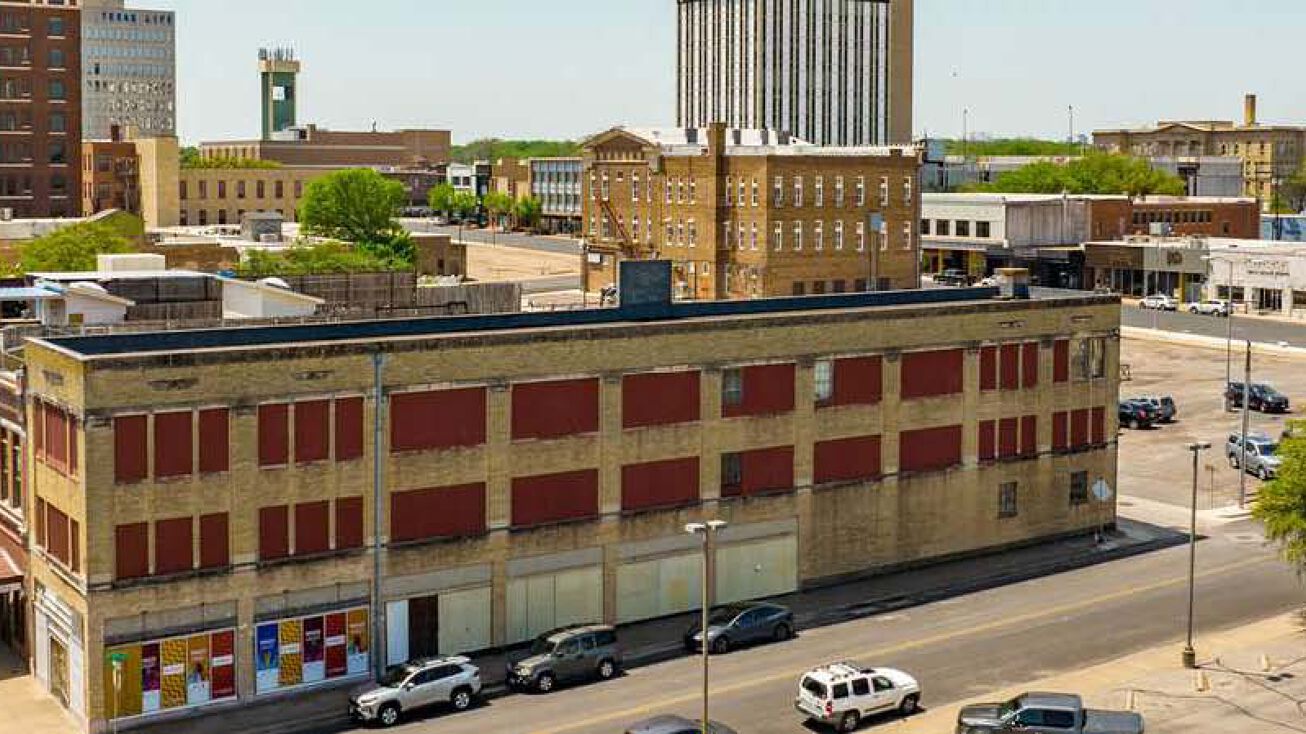 701 Austin Ave, Waco, TX 76701 - Retail Space for Lease