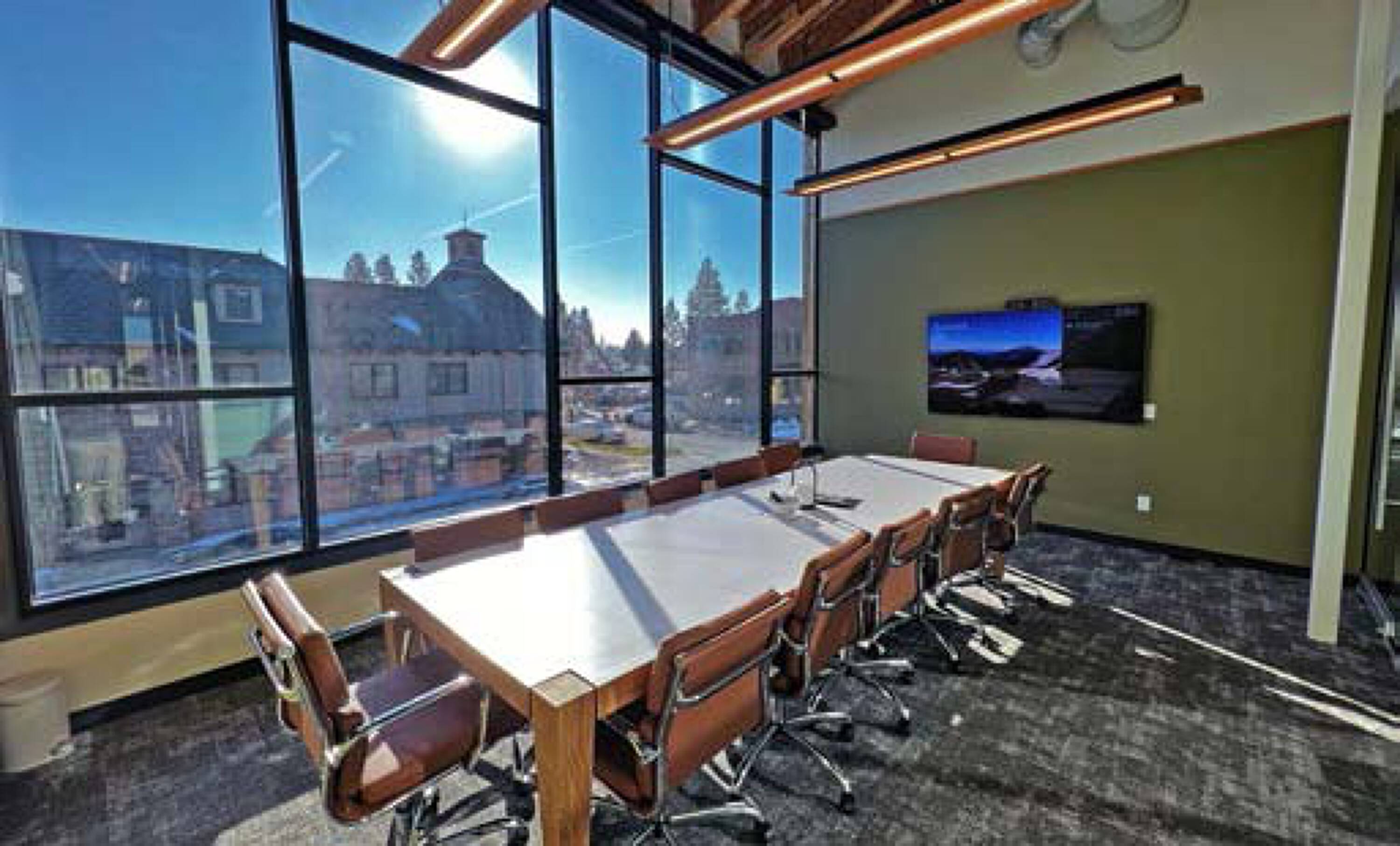 2838 Nw Crossing Dr, Bend, OR 97703 | Crexi.com