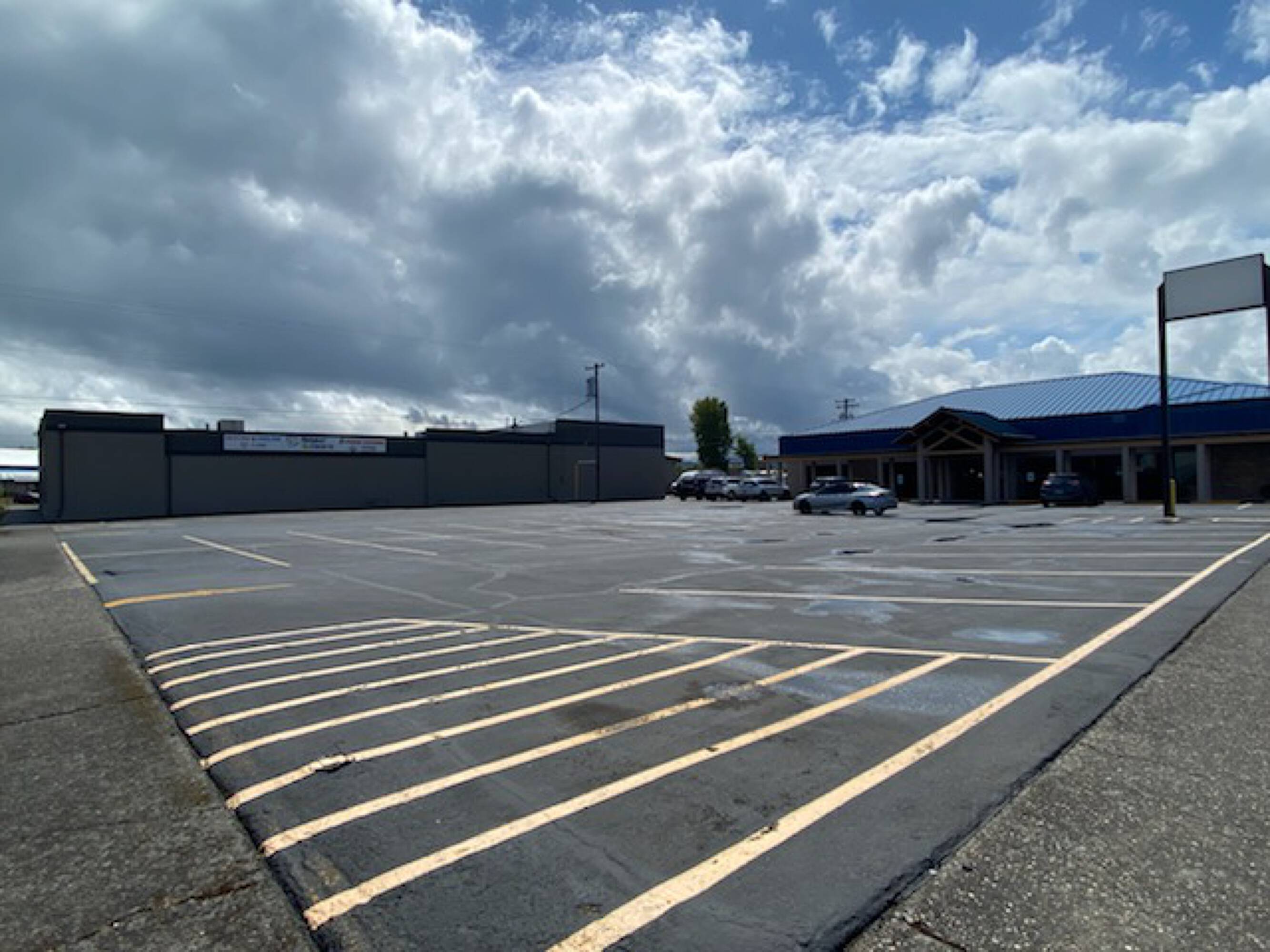 811 Washington Way, Longview, WA 98632 | Crexi.com