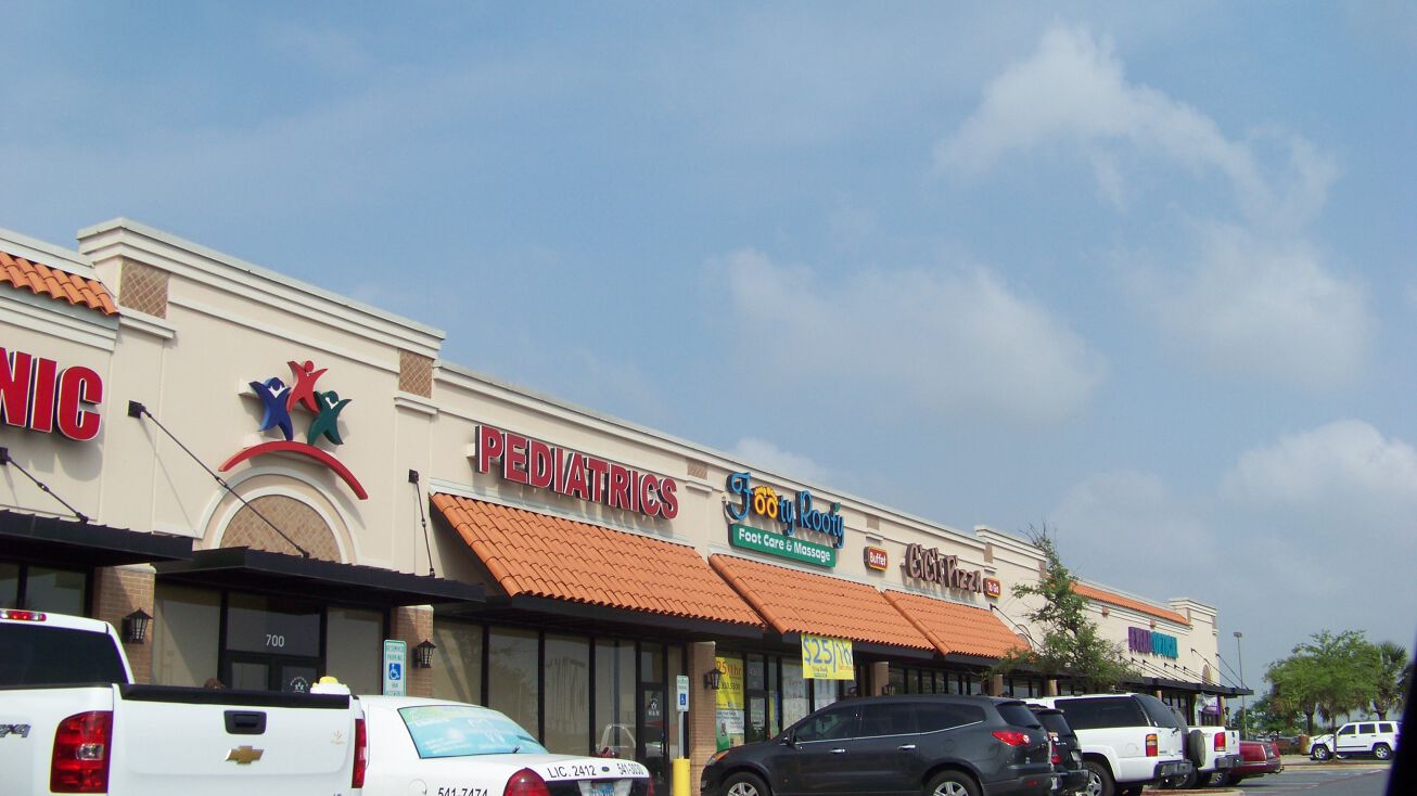 4445 N US Expressway 77/83, Brownsville, TX 78520, Brownsville, TX ...