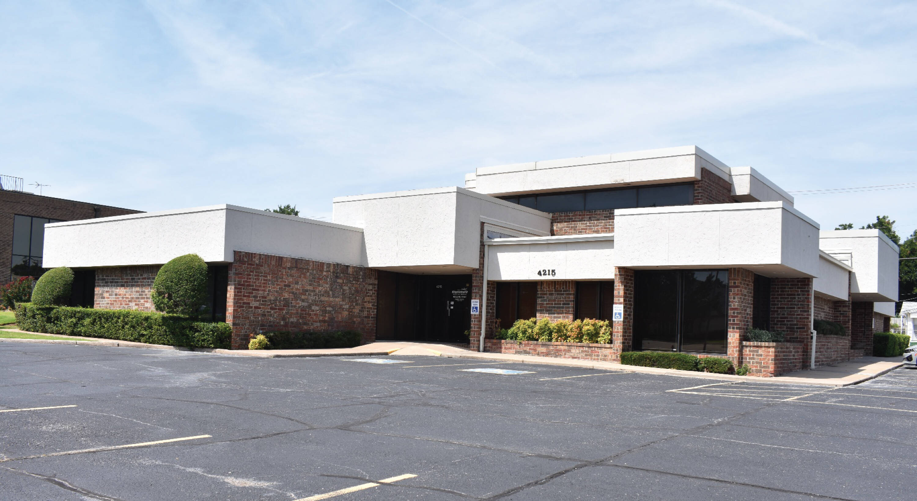 4215 N Classen Blvd, Oklahoma City, OK 73118 | Crexi.com