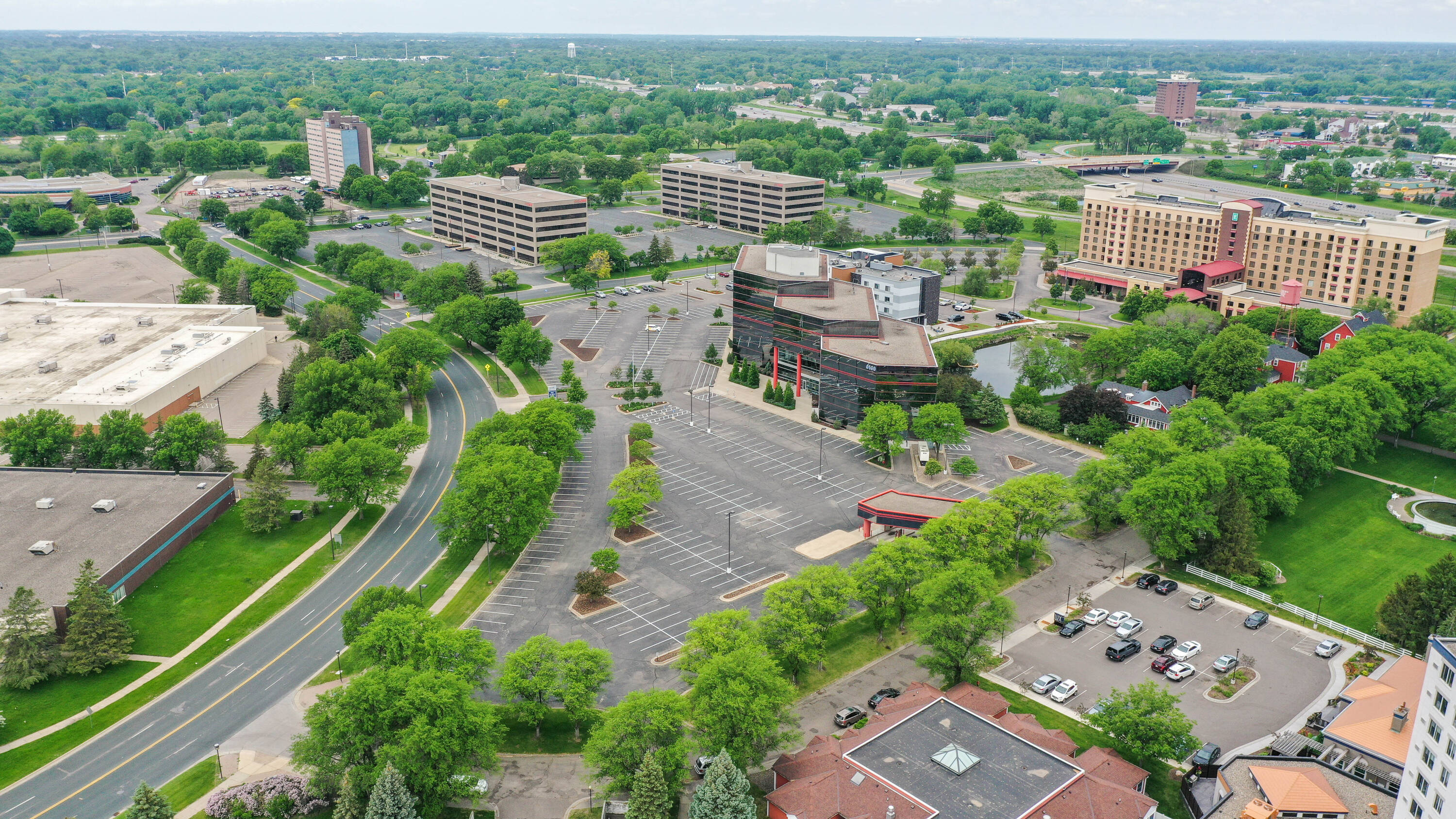 6160 Summit Dr N, Brooklyn Center, MN 55430 | Crexi.com