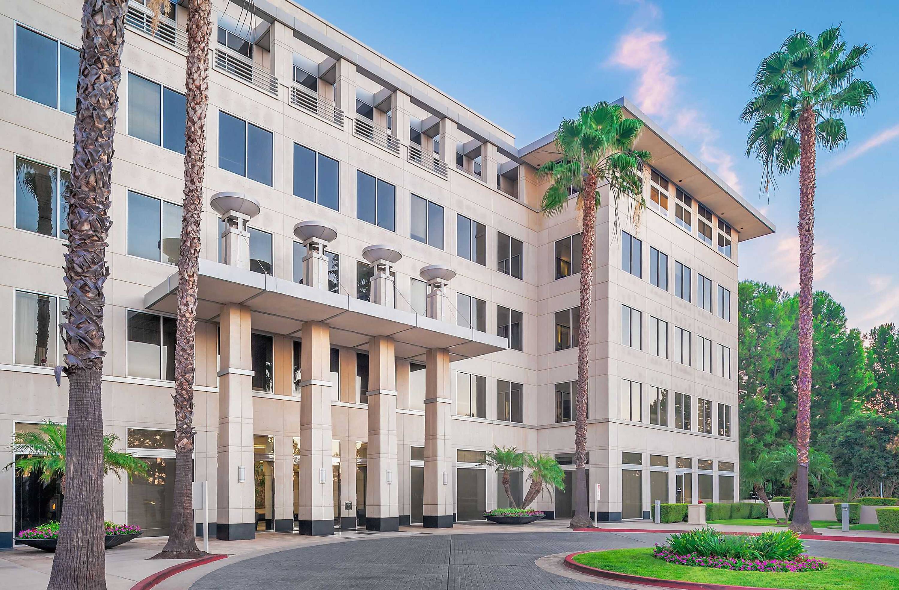 2 Venture, Irvine, CA 92618 | Crexi.com