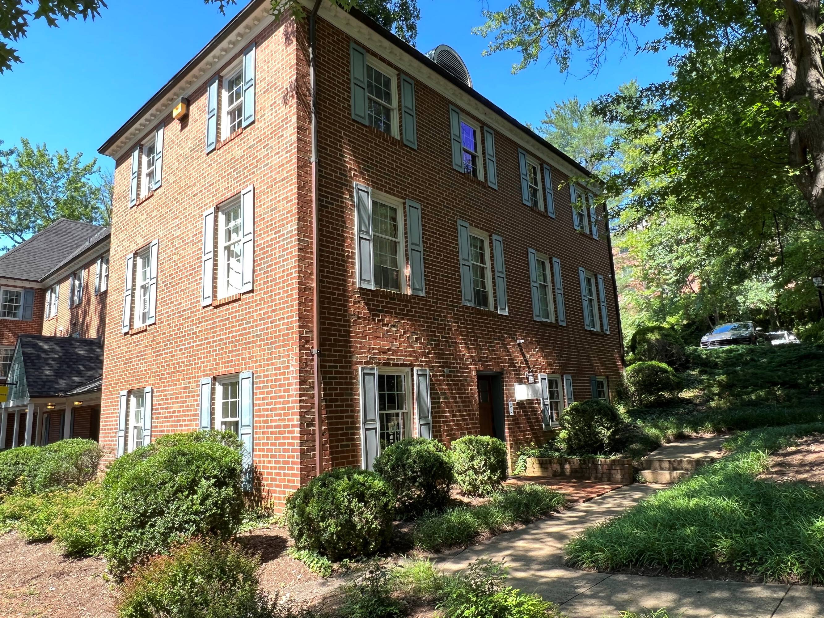 1010 Ednam Center, Charlottesville, VA 22903 - Office Space for Lease ...