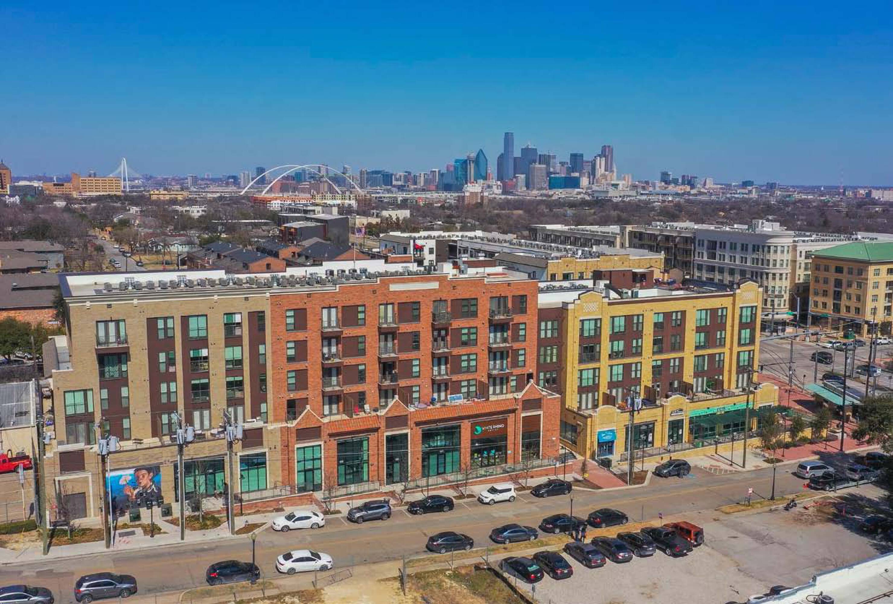 196 W Davis St, Dallas, TX 75208 | Crexi.com