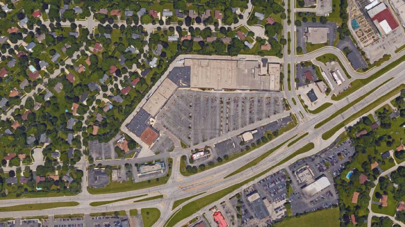 2140 E Moreland Blvd, Waukesha, WI 53186 - Retail Space for Lease