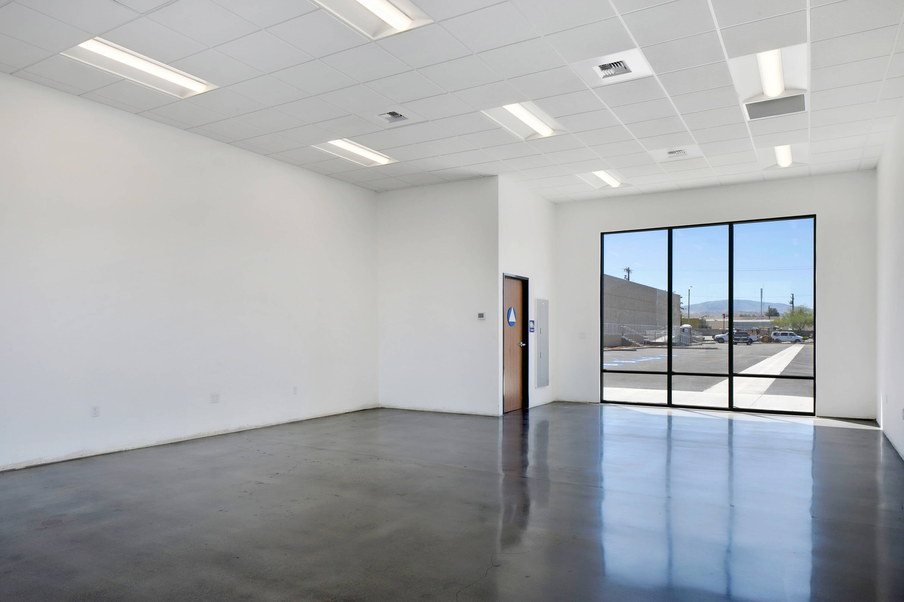 2231 E Palmdale Blvd, Palmdale, CA 93550 | Crexi.com