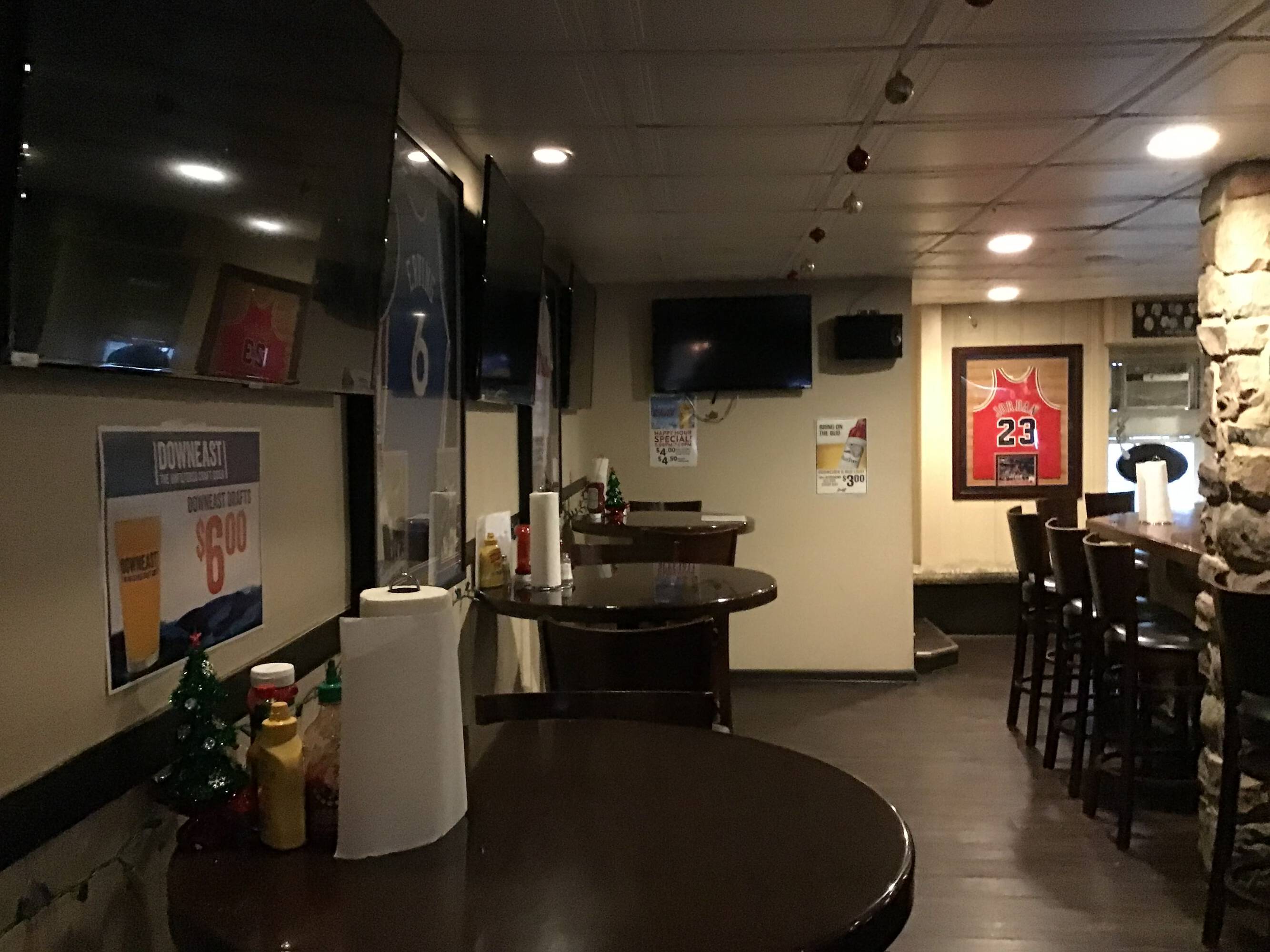 605 Main St, Hellertown, PA 18055 | Crexi.com