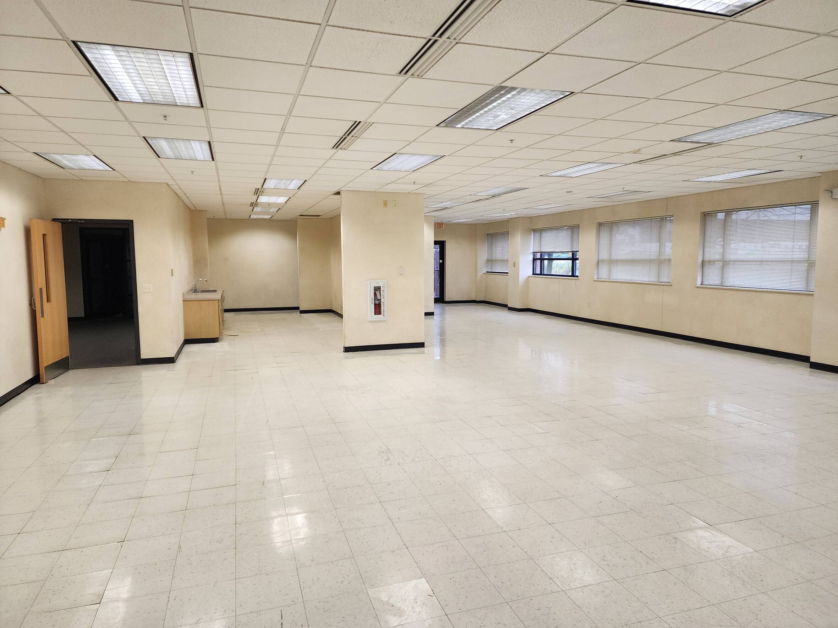 W6280 Aerotech Dr, Appleton, WI 54914 | Crexi.com