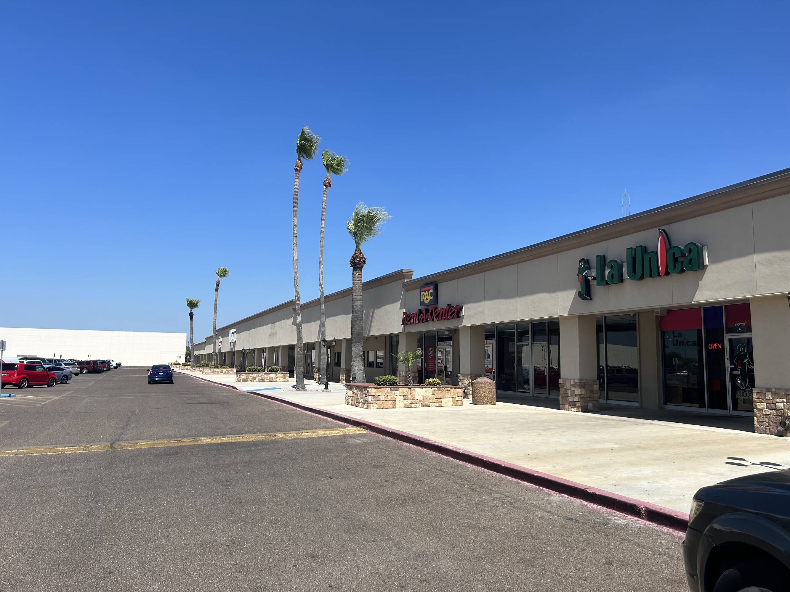 4500 San Bernardo Ave, Laredo, TX 78041 | Crexi.com