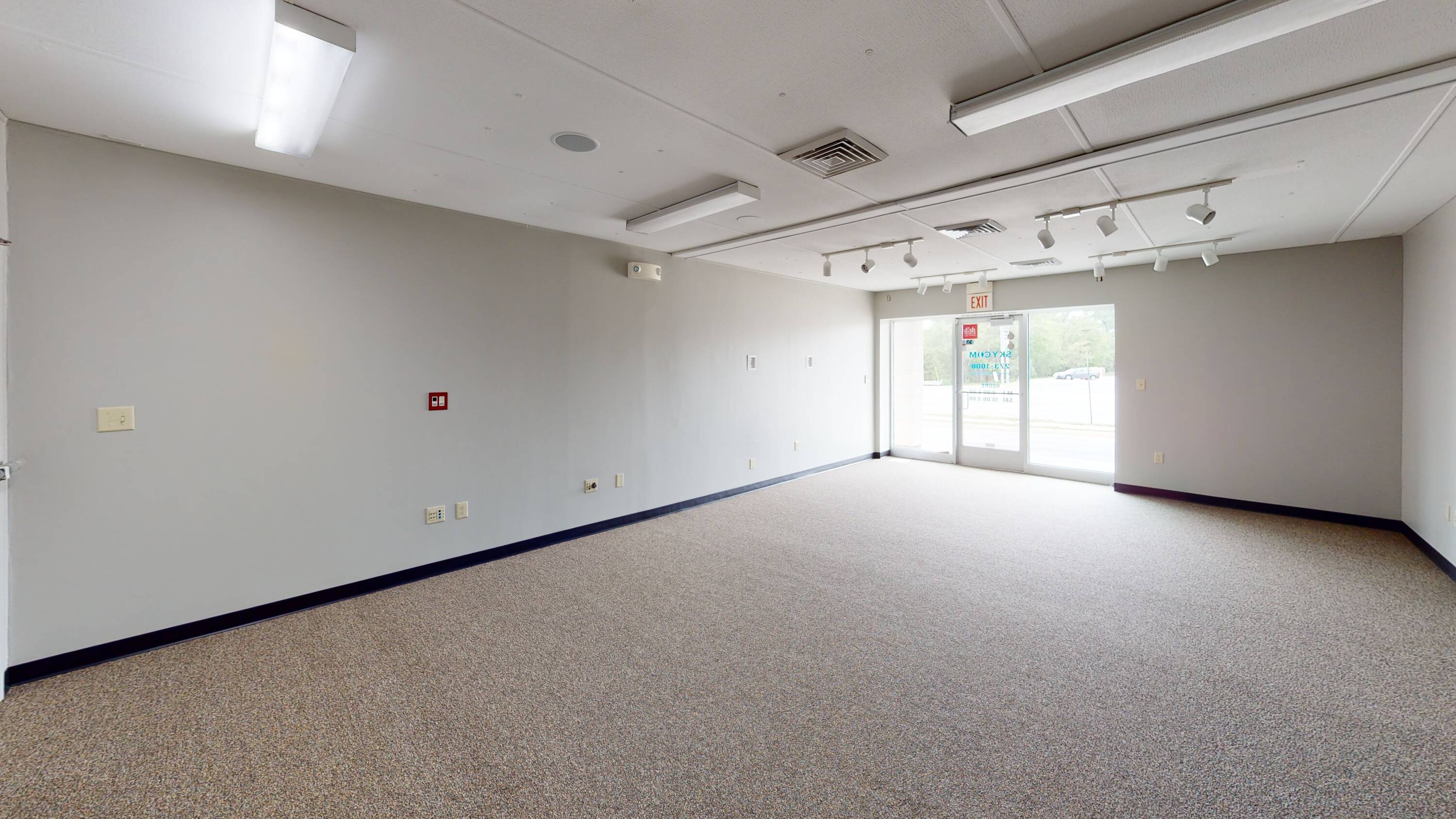 1020 SW Wanamaker Rd, Topeka, KS 66604 | Crexi.com