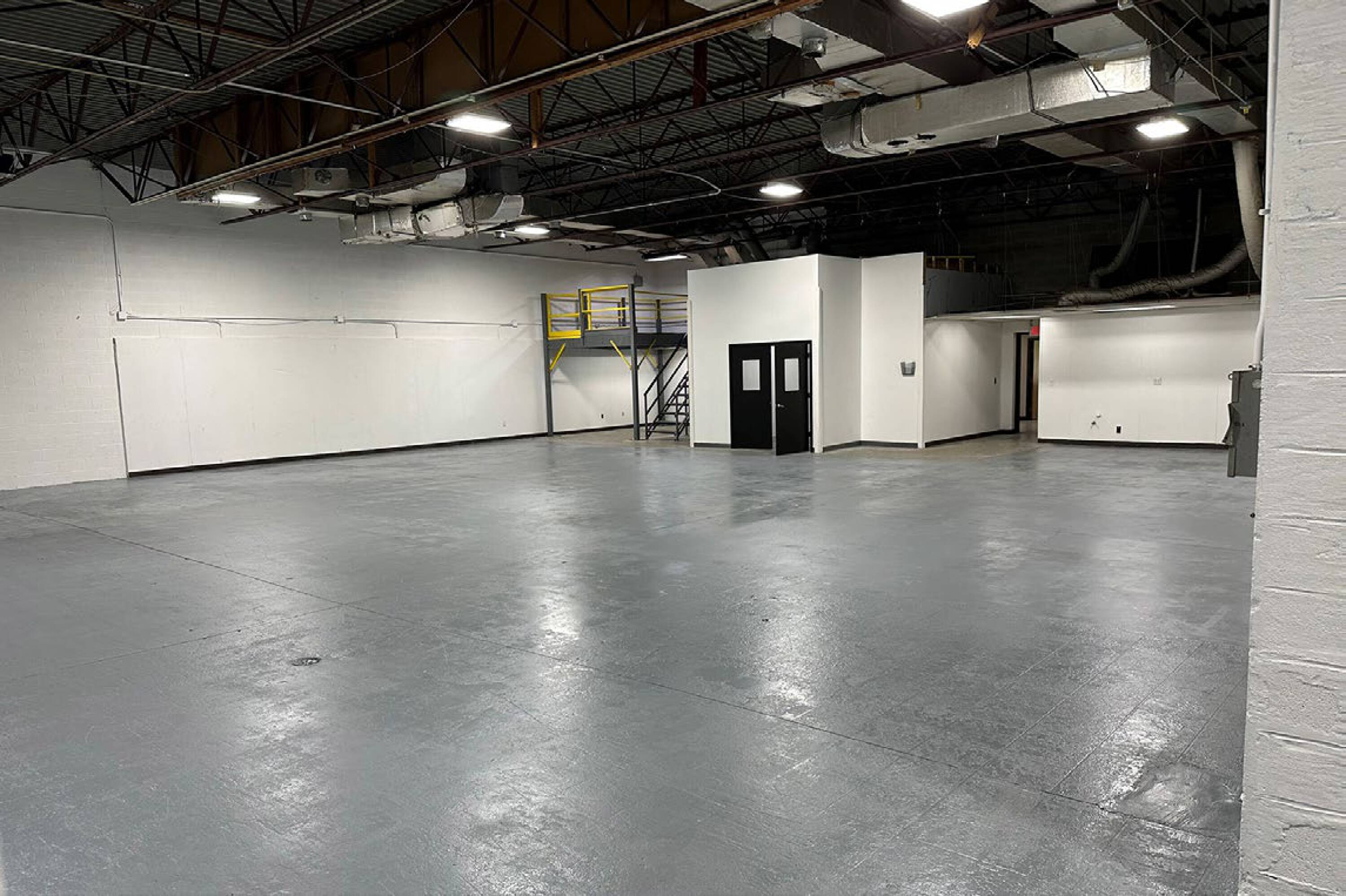 2760 AUBURN RD Auburn Hills MI 48326-3114 APN: 02-14-35-227-014 | Crexi.com