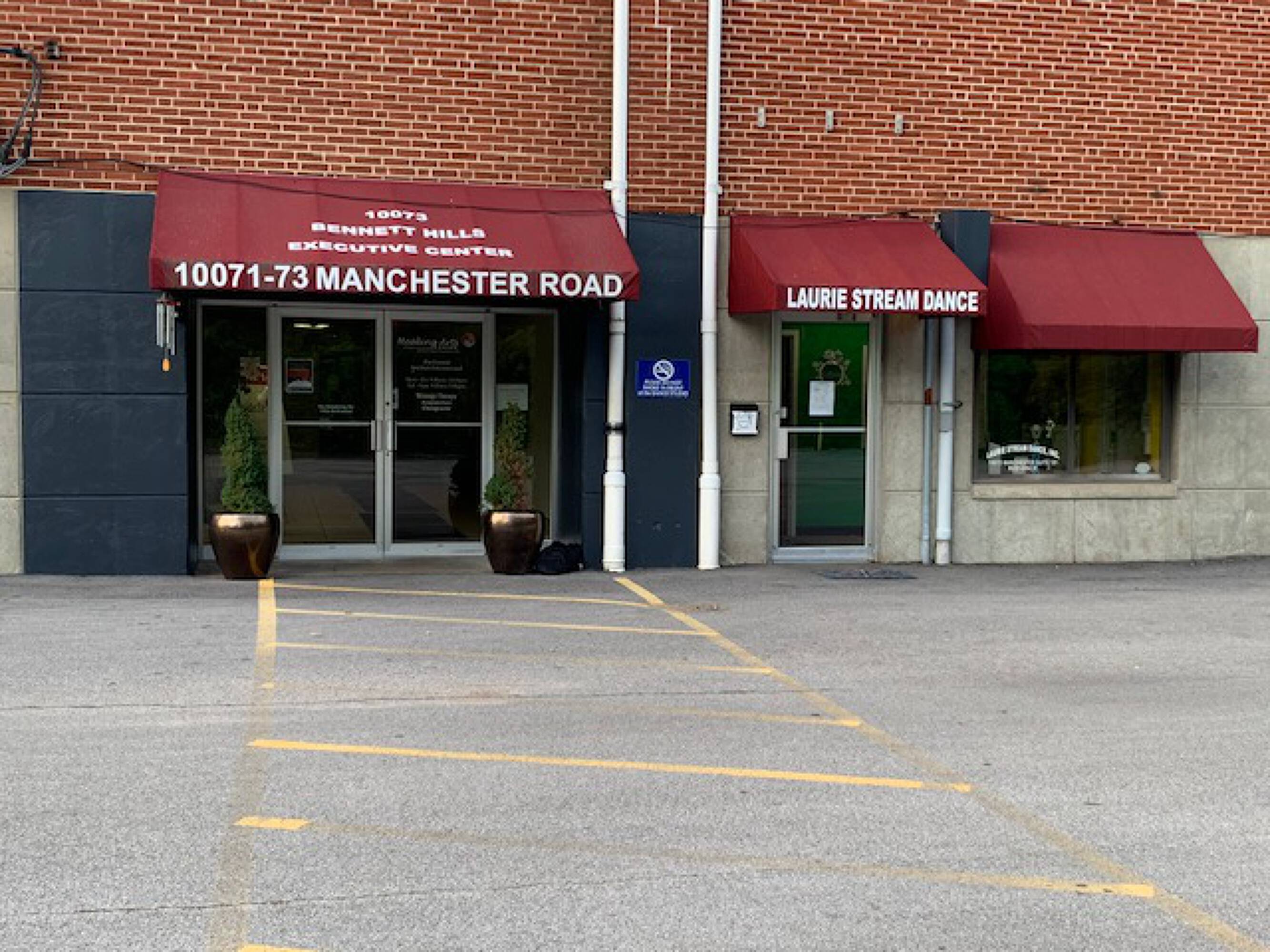 10073 Manchester Rd, St. Louis, MO 63122 | Crexi.com