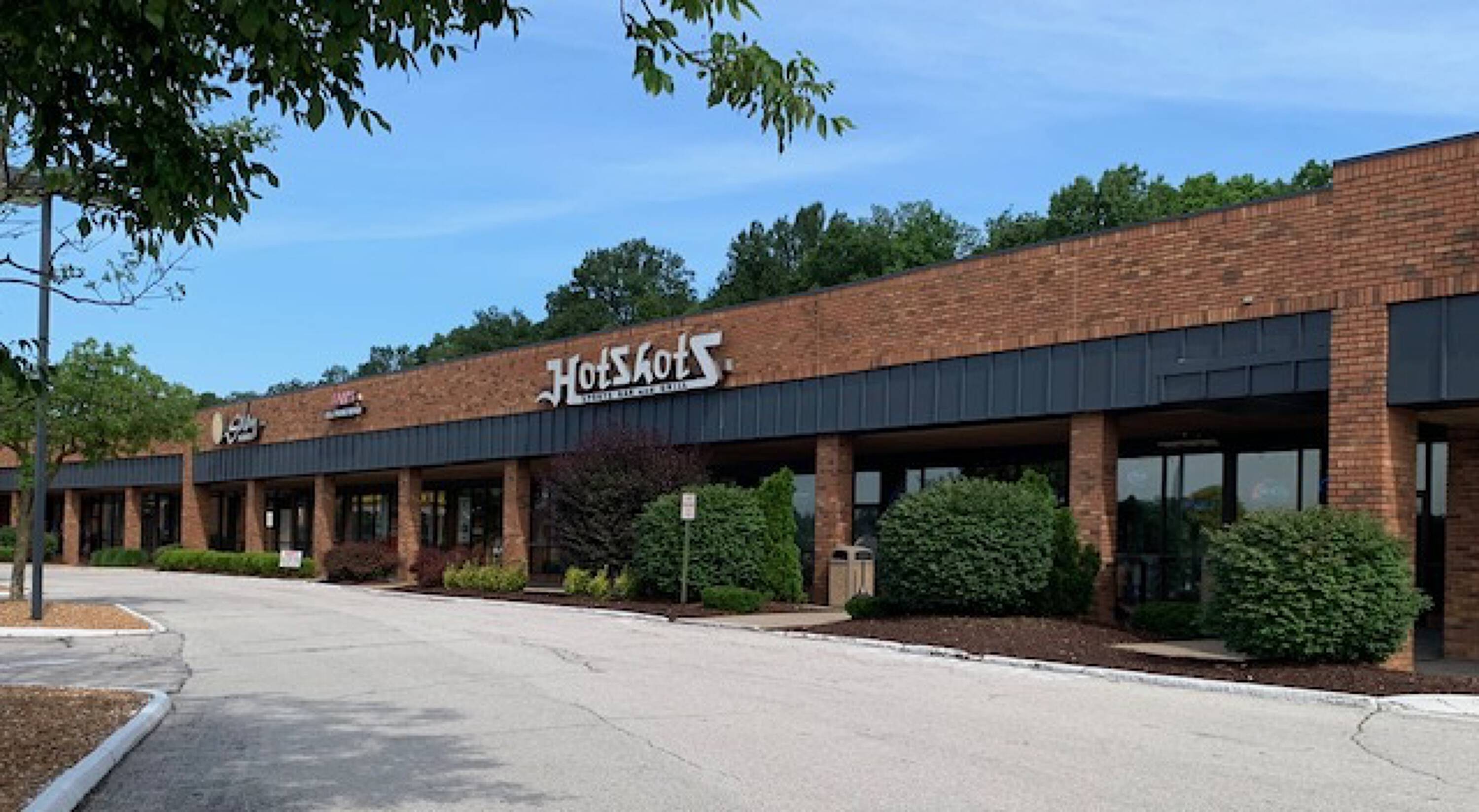 14101 Manchester Rd, Ballwin, MO 63011 | Crexi.com