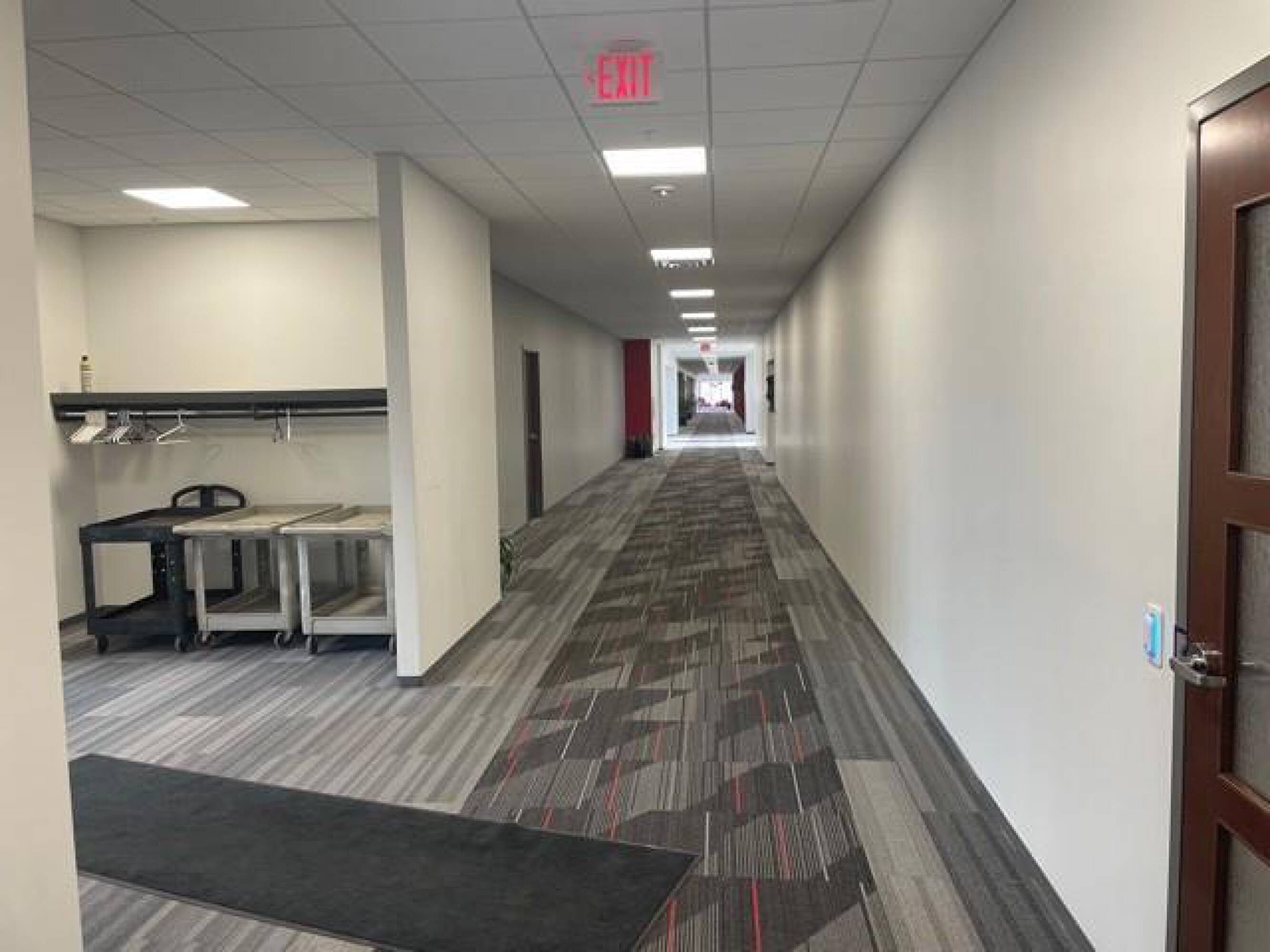 4200 C ST SW Cedar Rapids IA 52404-7439 APN: 190347600200000 | Crexi.com