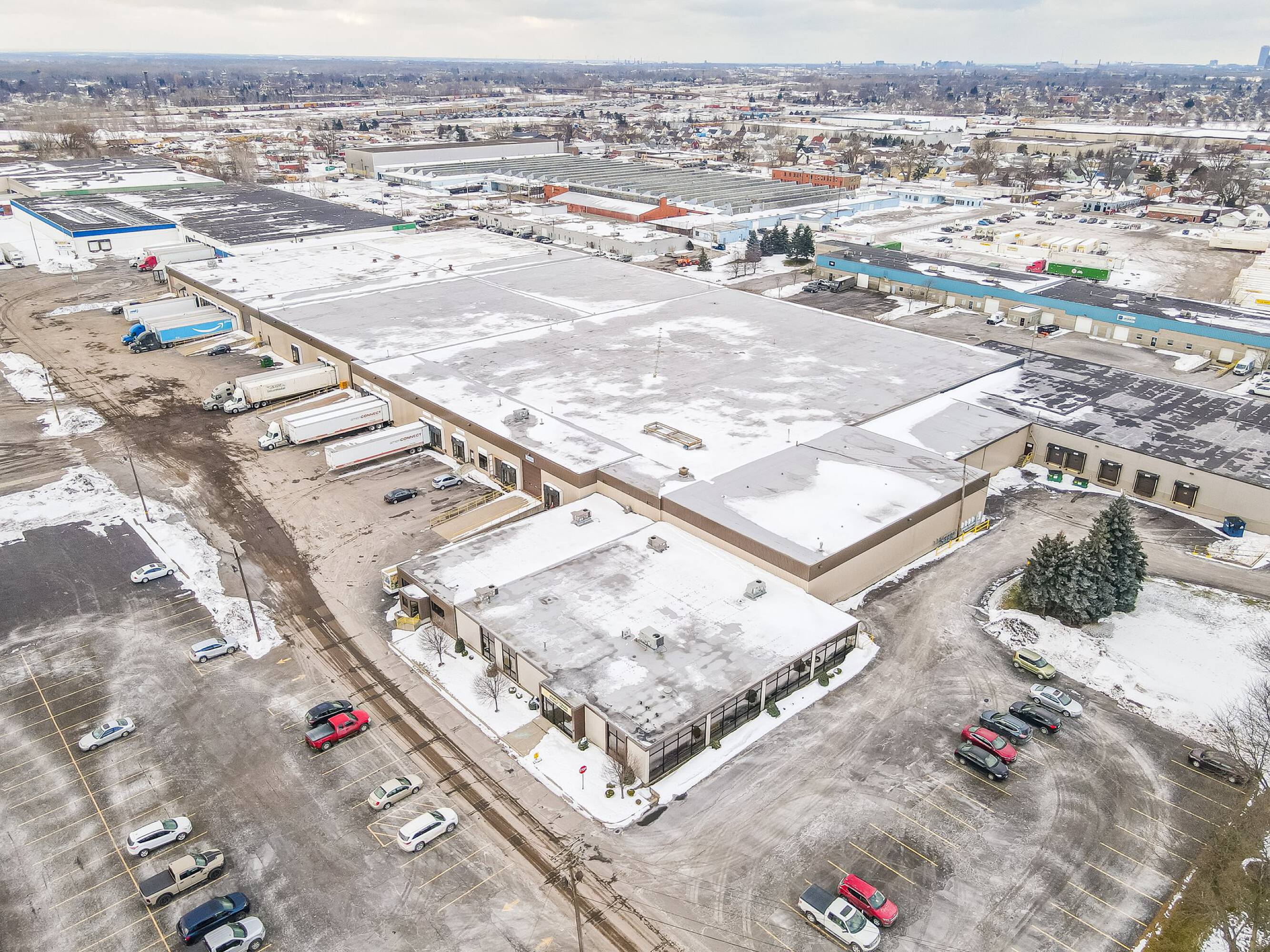 2775 BROADWAY ST Cheektowaga NY 14227-1043 APN: 102.03-3-12.11 | Crexi.com