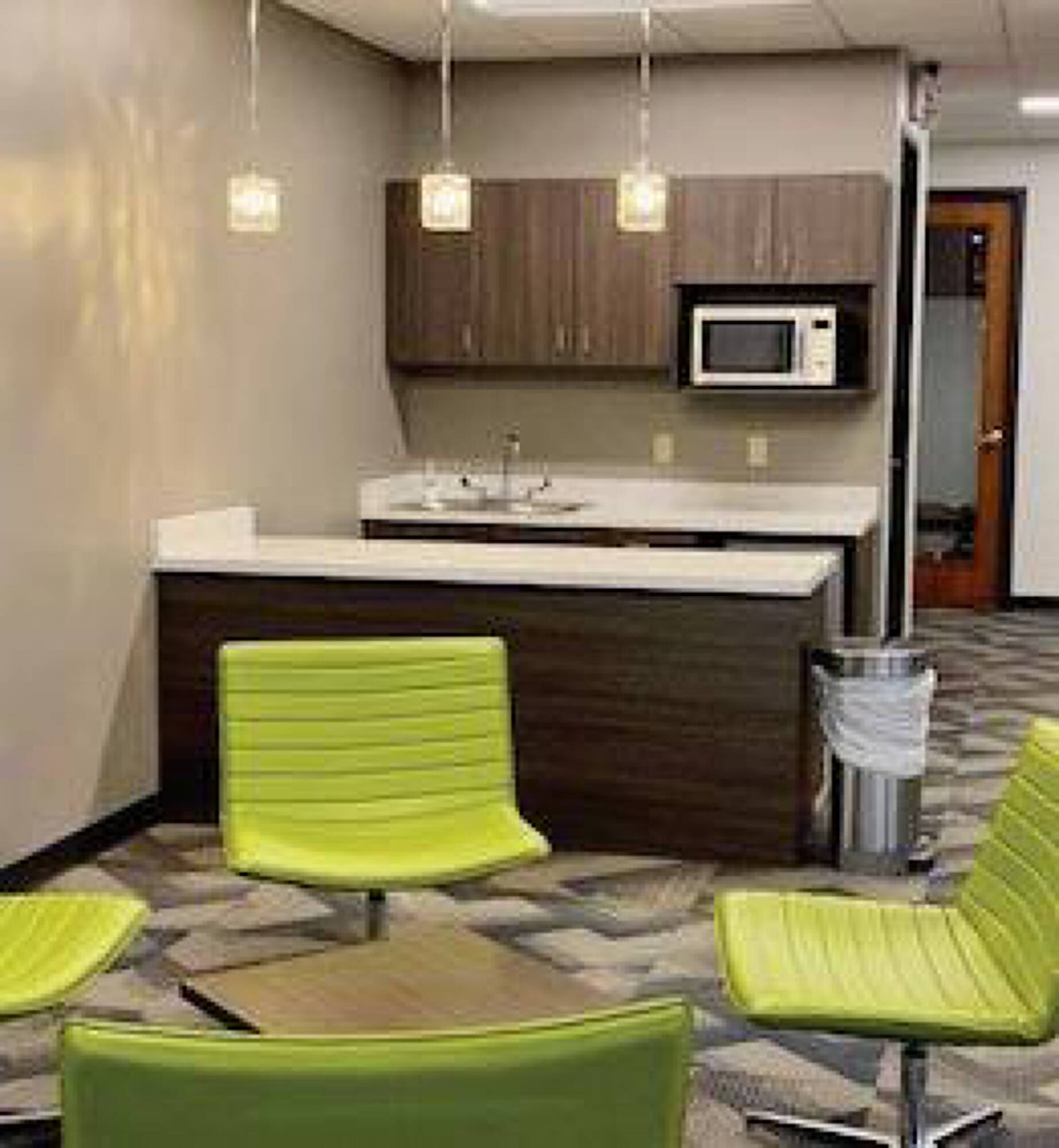 5402-5460 Beaumont Center Blvd, Tampa, FL 33634 | Crexi.com