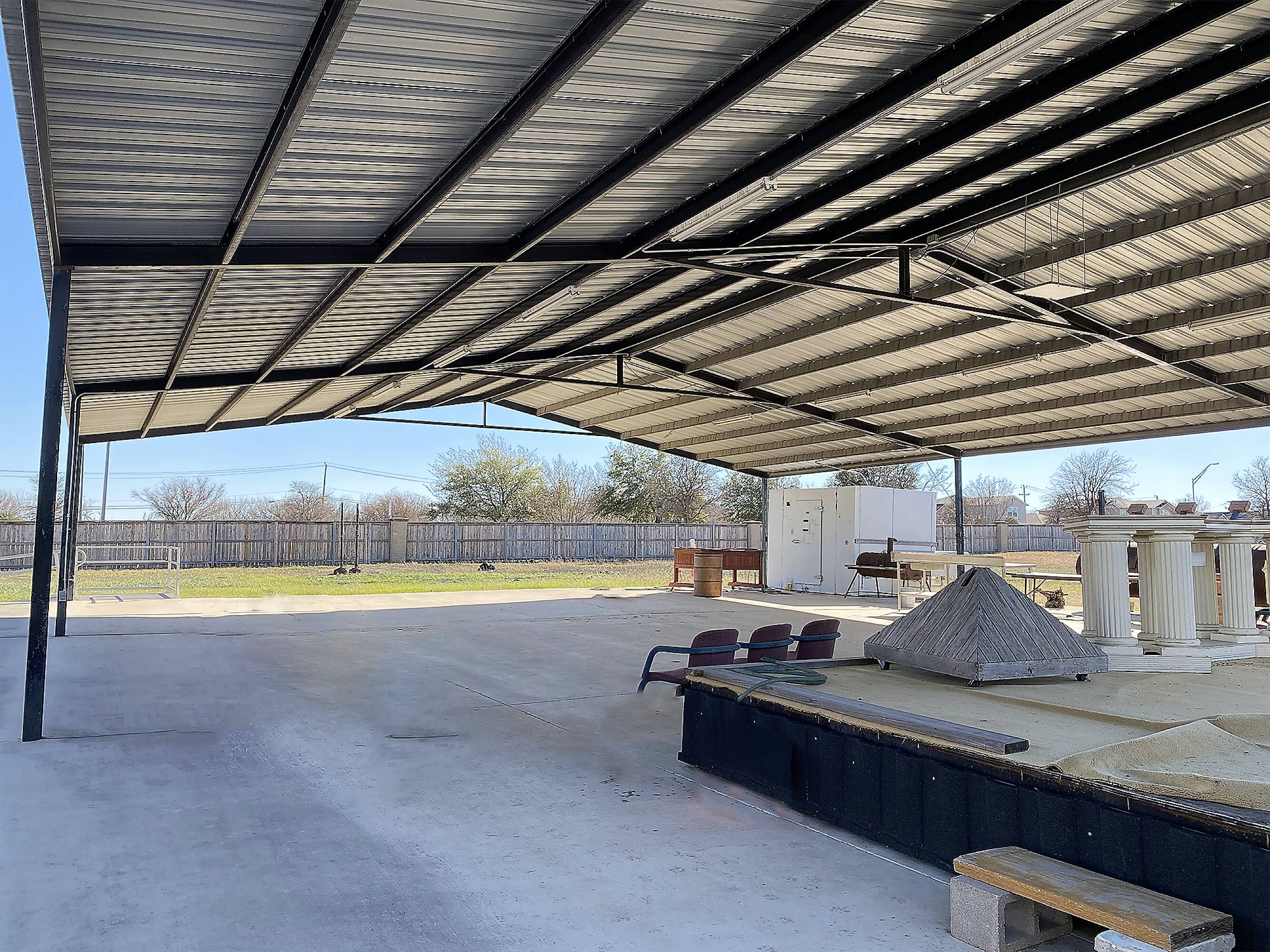 8403 SW LOOP 410 San Antonio TX 78242-2519 APN: 572746 | Crexi.com