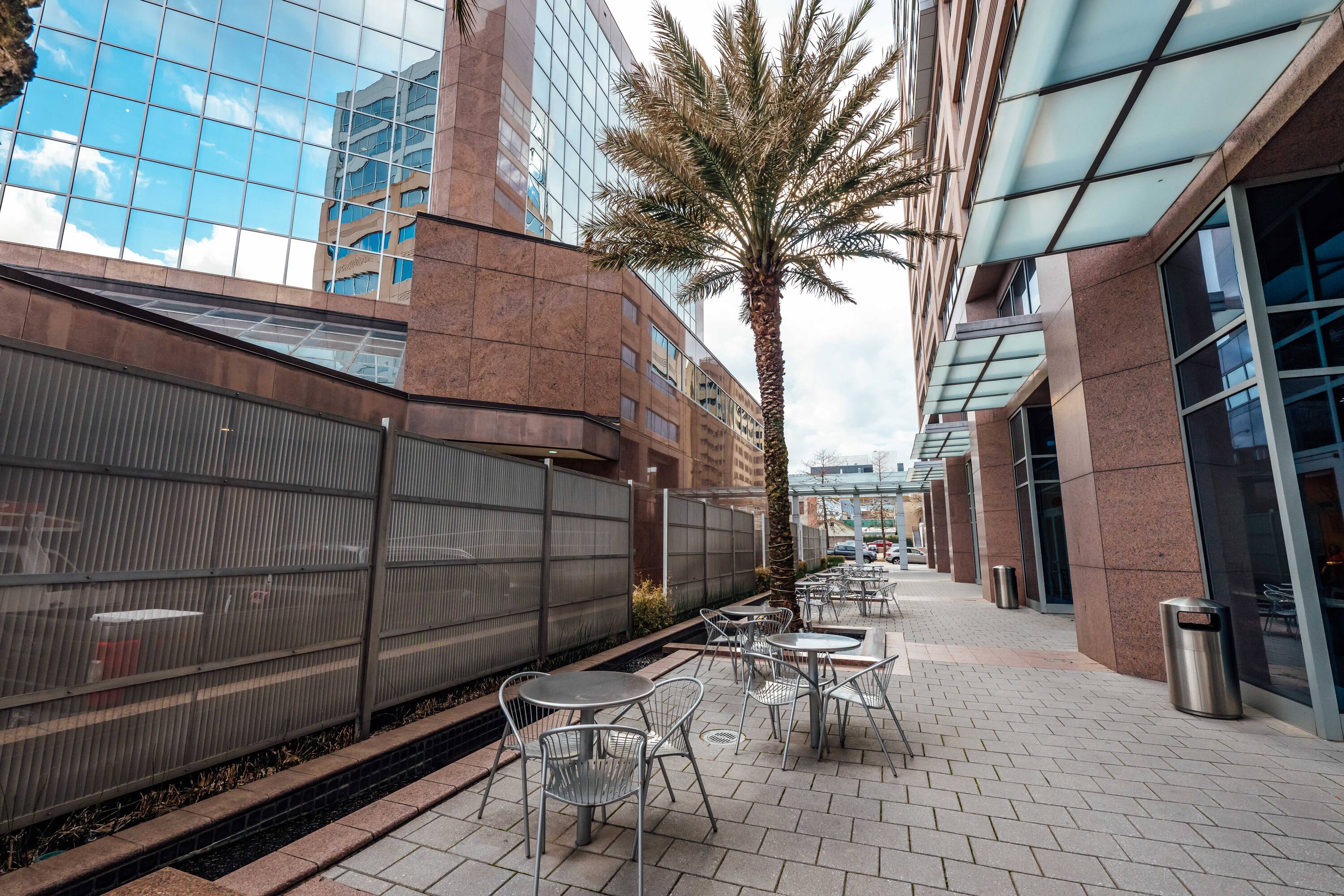 400 Convention St, Baton Rouge, LA 70802 | Crexi.com