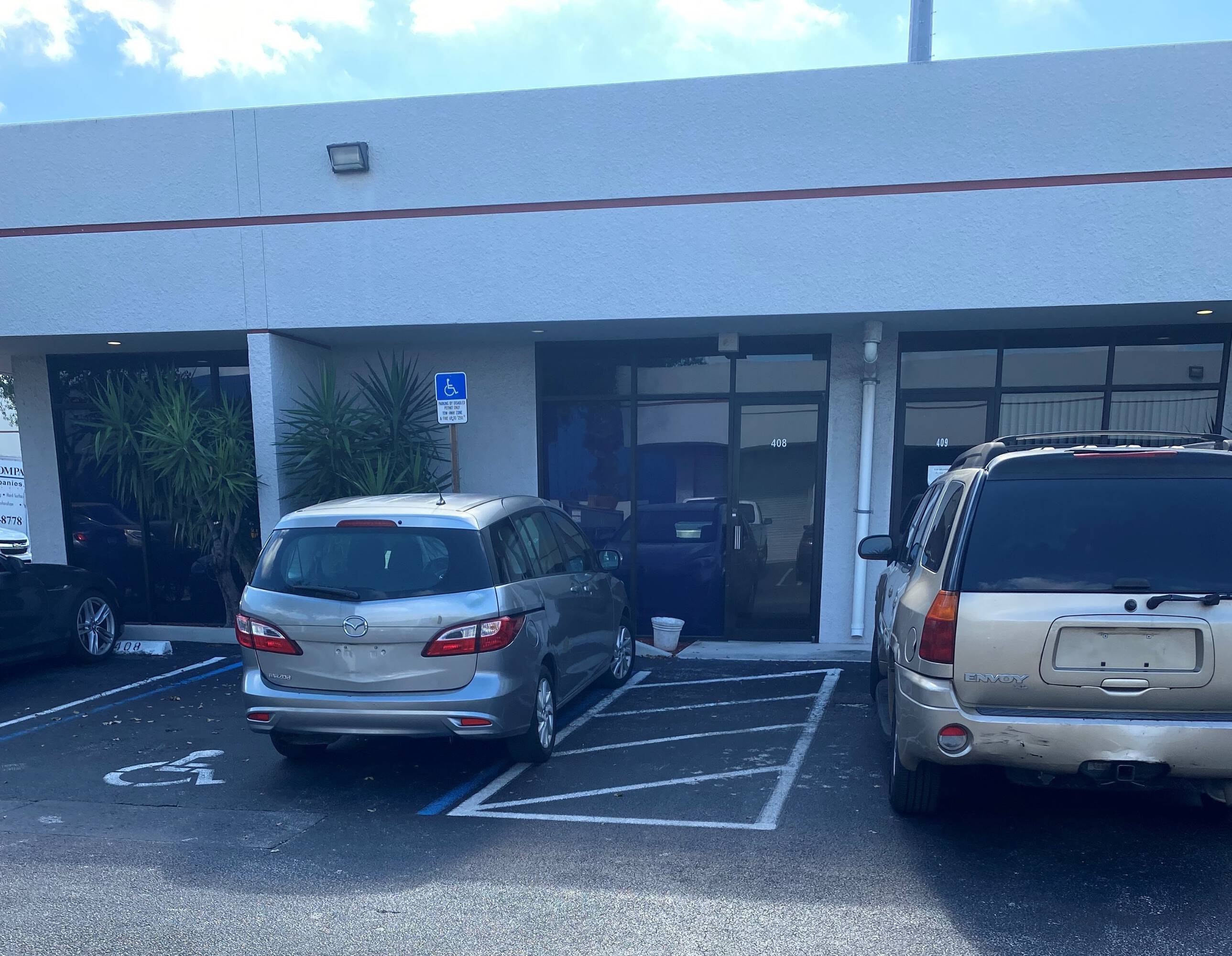 1750 N Florida Mango Rd, West Palm Beach, FL 33409 | Crexi.com