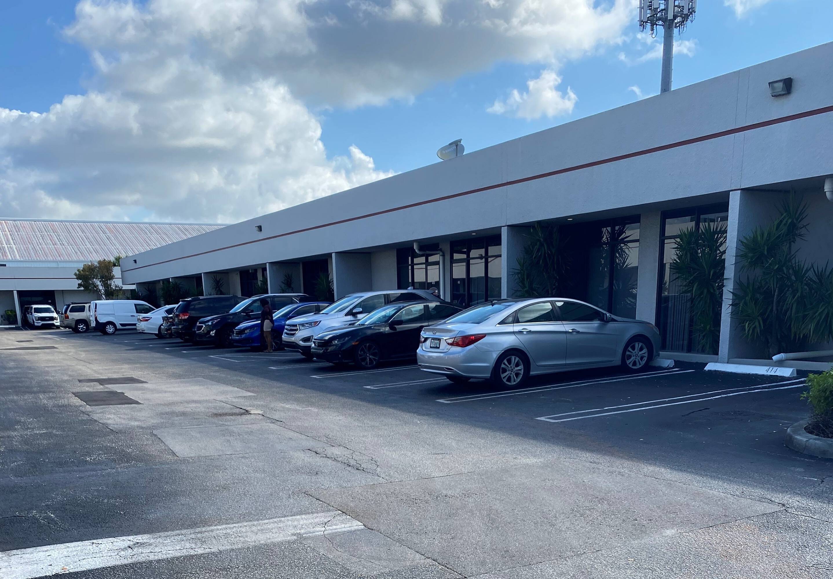 1750 N Florida Mango Rd, West Palm Beach, FL 33409 | Crexi.com