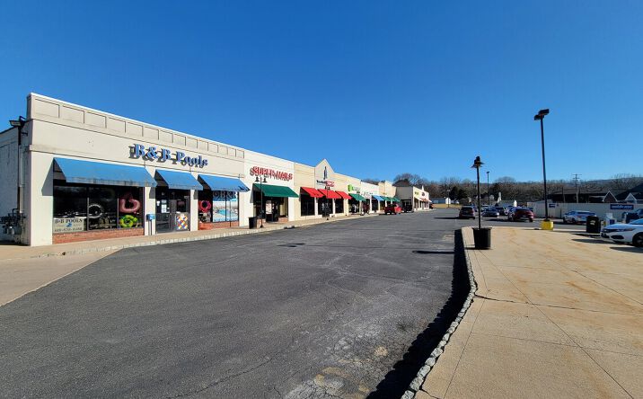 25 Main St, Hellertown, PA 18055 | Crexi.com